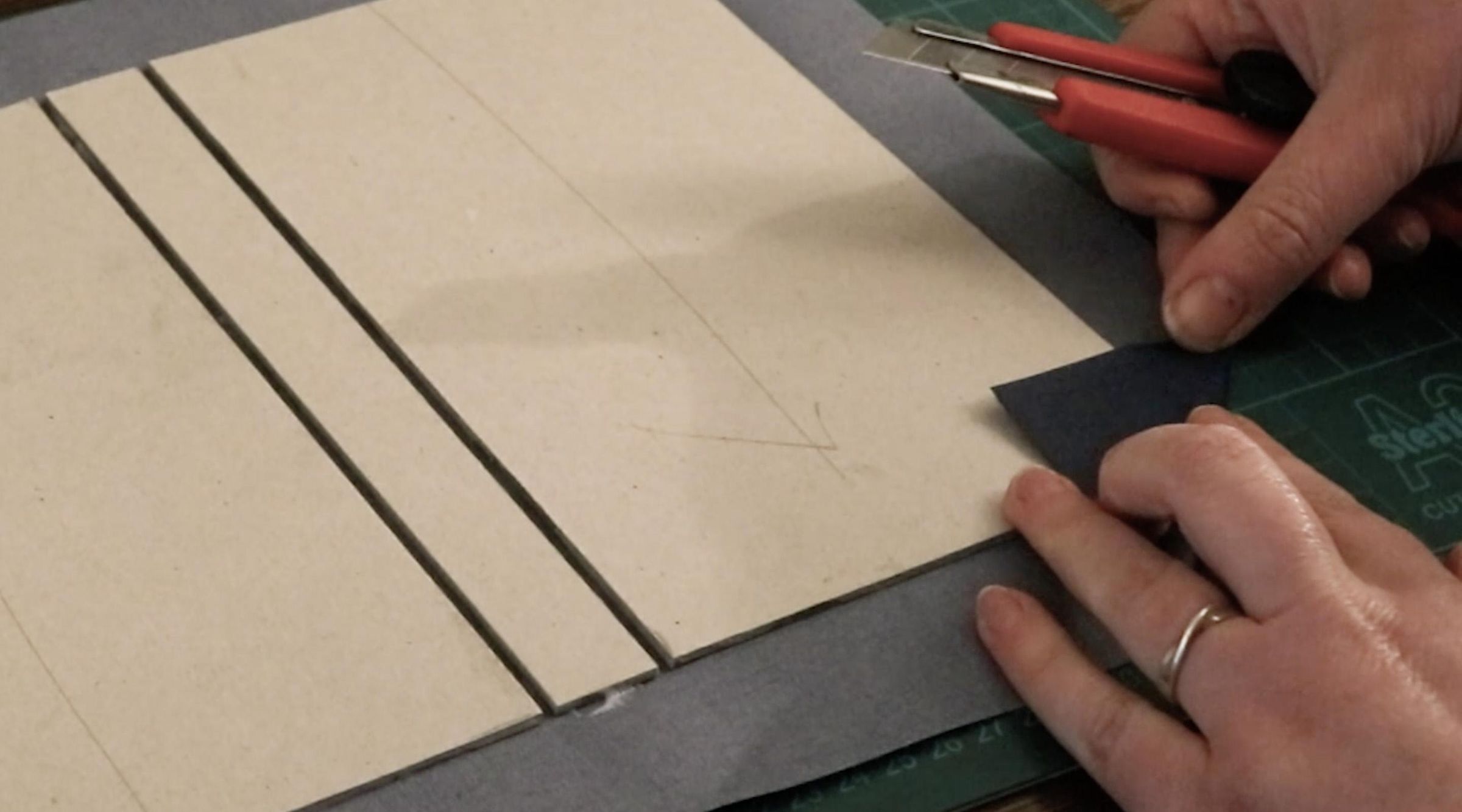 Make a Hard Cover for Your Handmade Book : 8 Steps (with Pictures ...