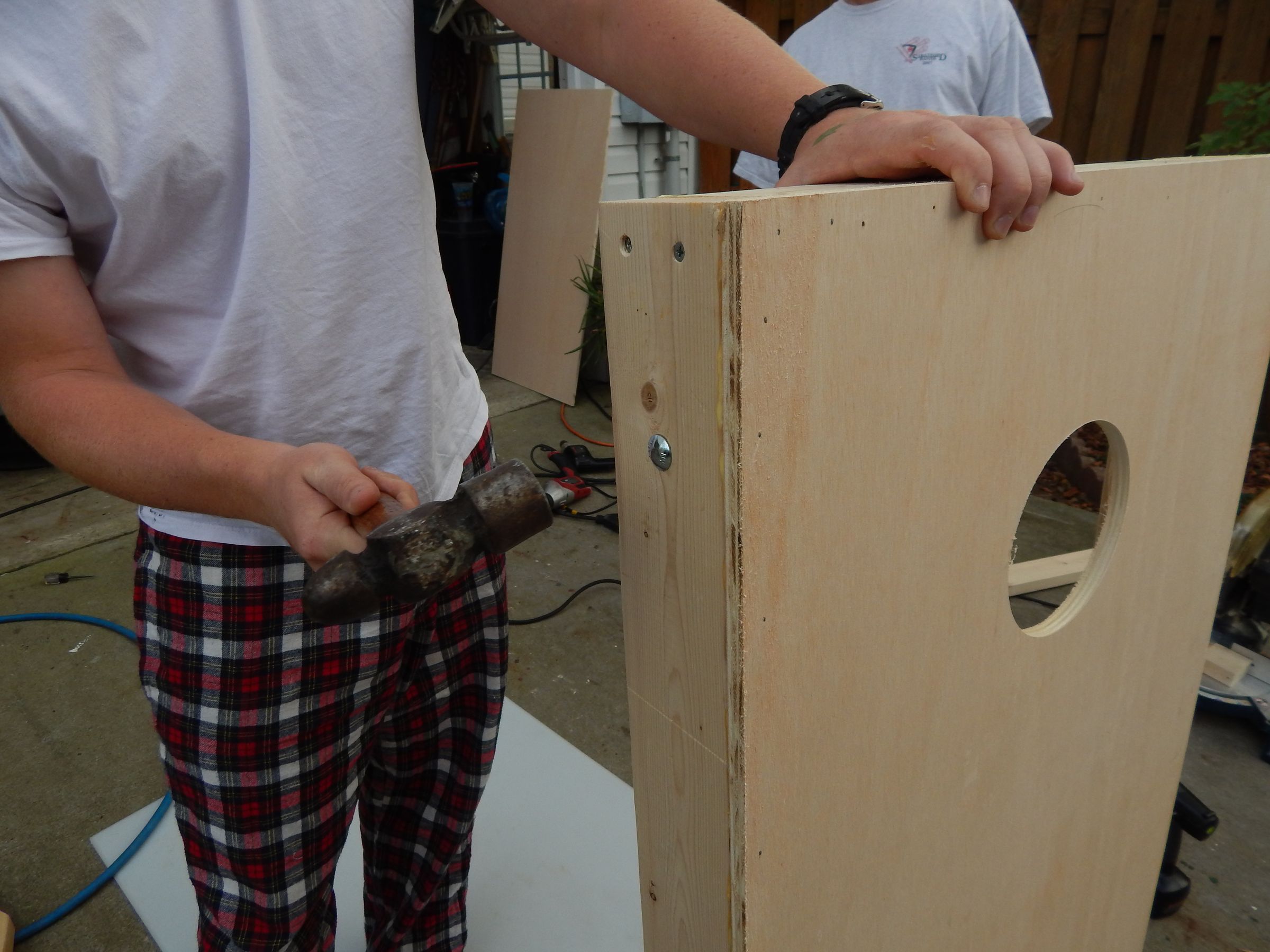 How to Make Cornhole Boards : 10 Steps (with Pictures) - Instructables