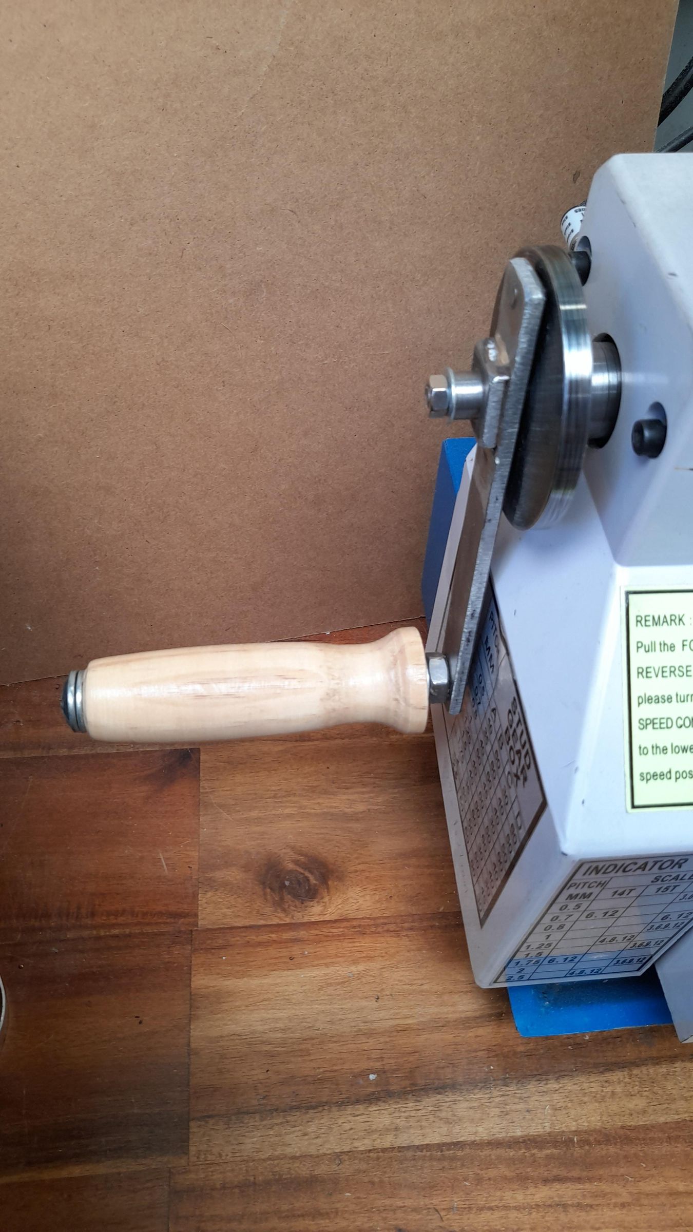 A Quick-release Spindle Crank for the Mini Lathe : 5 Steps (with ...