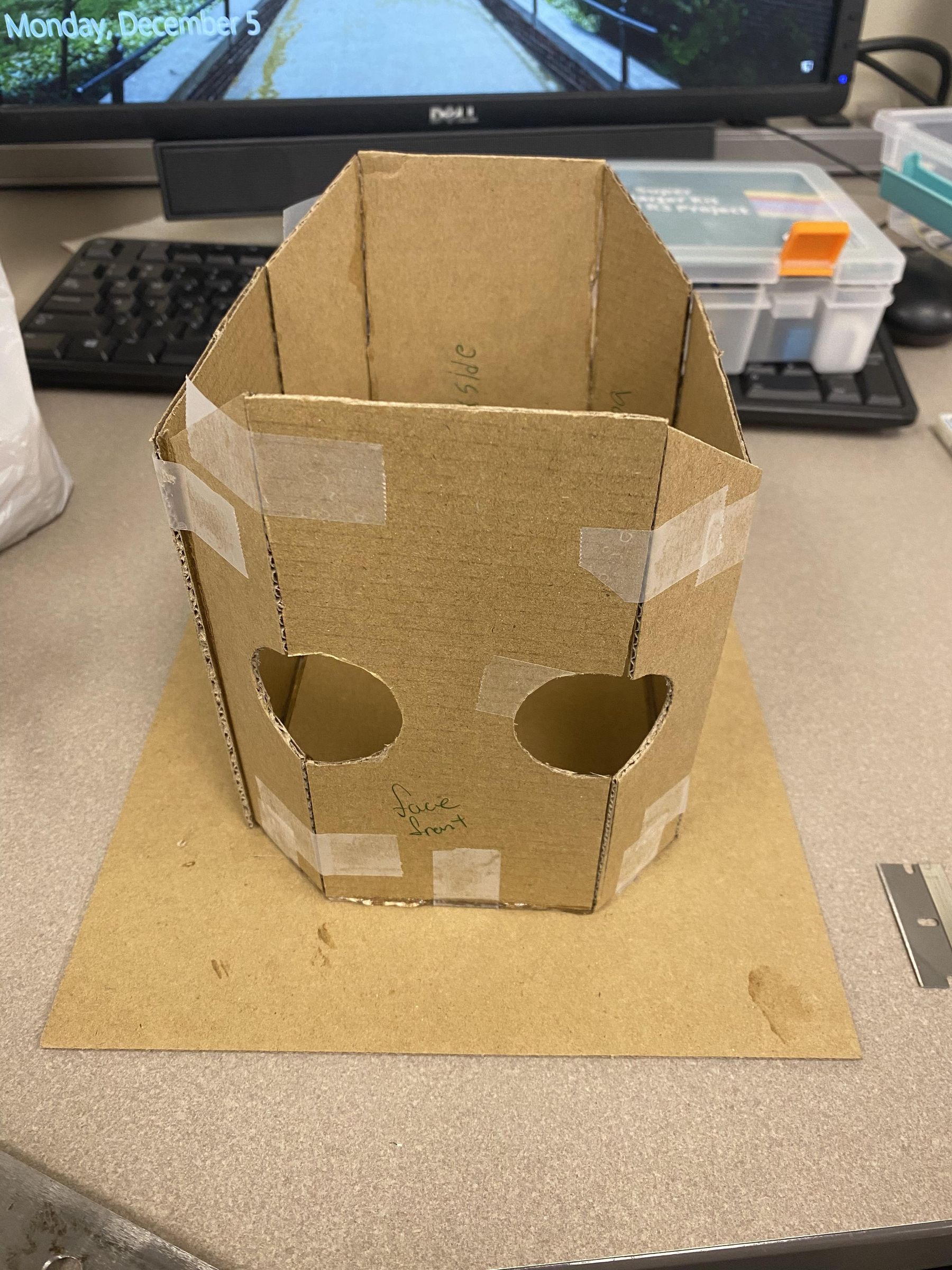 Food Service Robot Prop : 6 Steps - Instructables