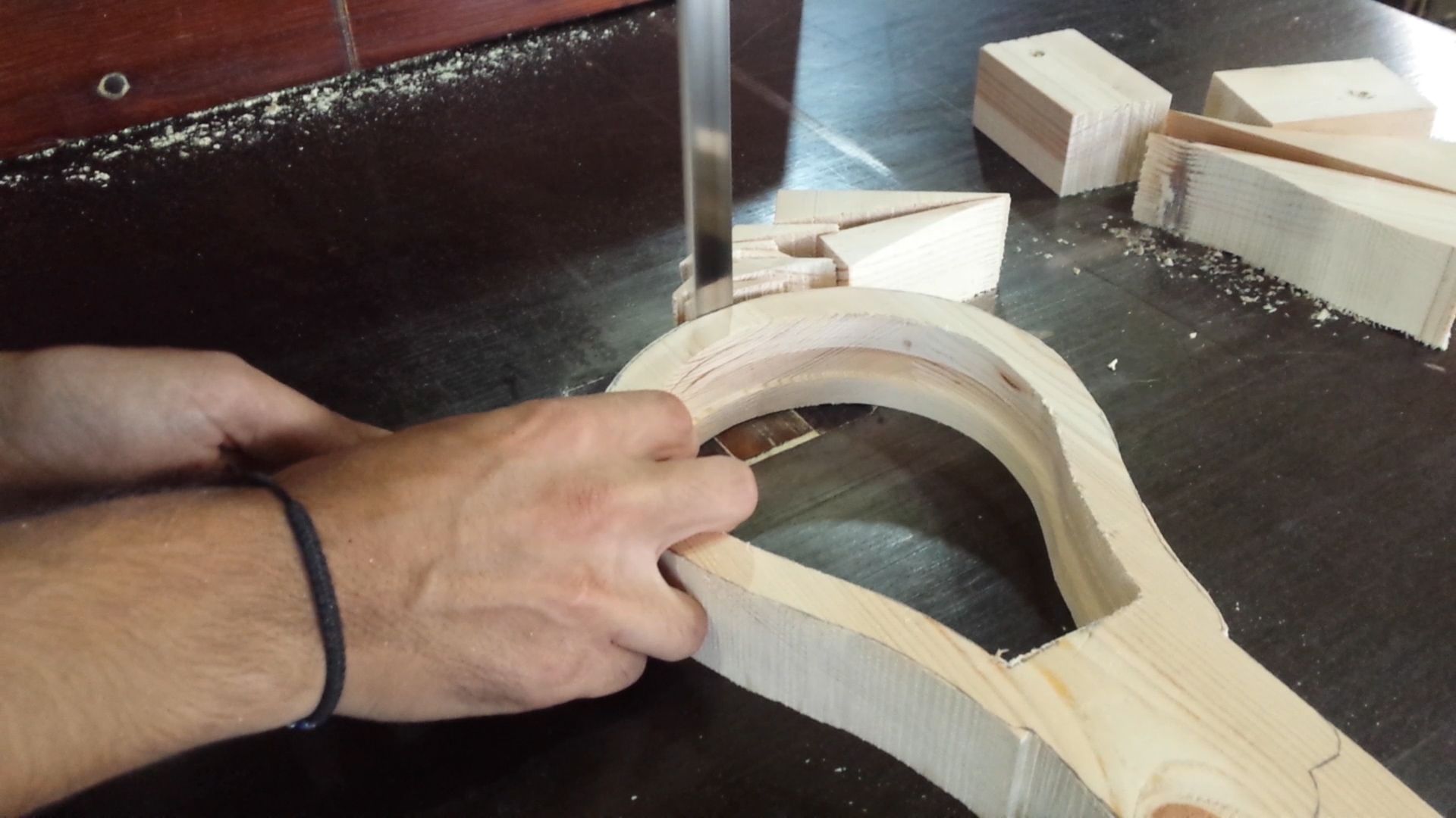 The Wooden Light Bulbs : 7 Steps (with Pictures) - Instructables