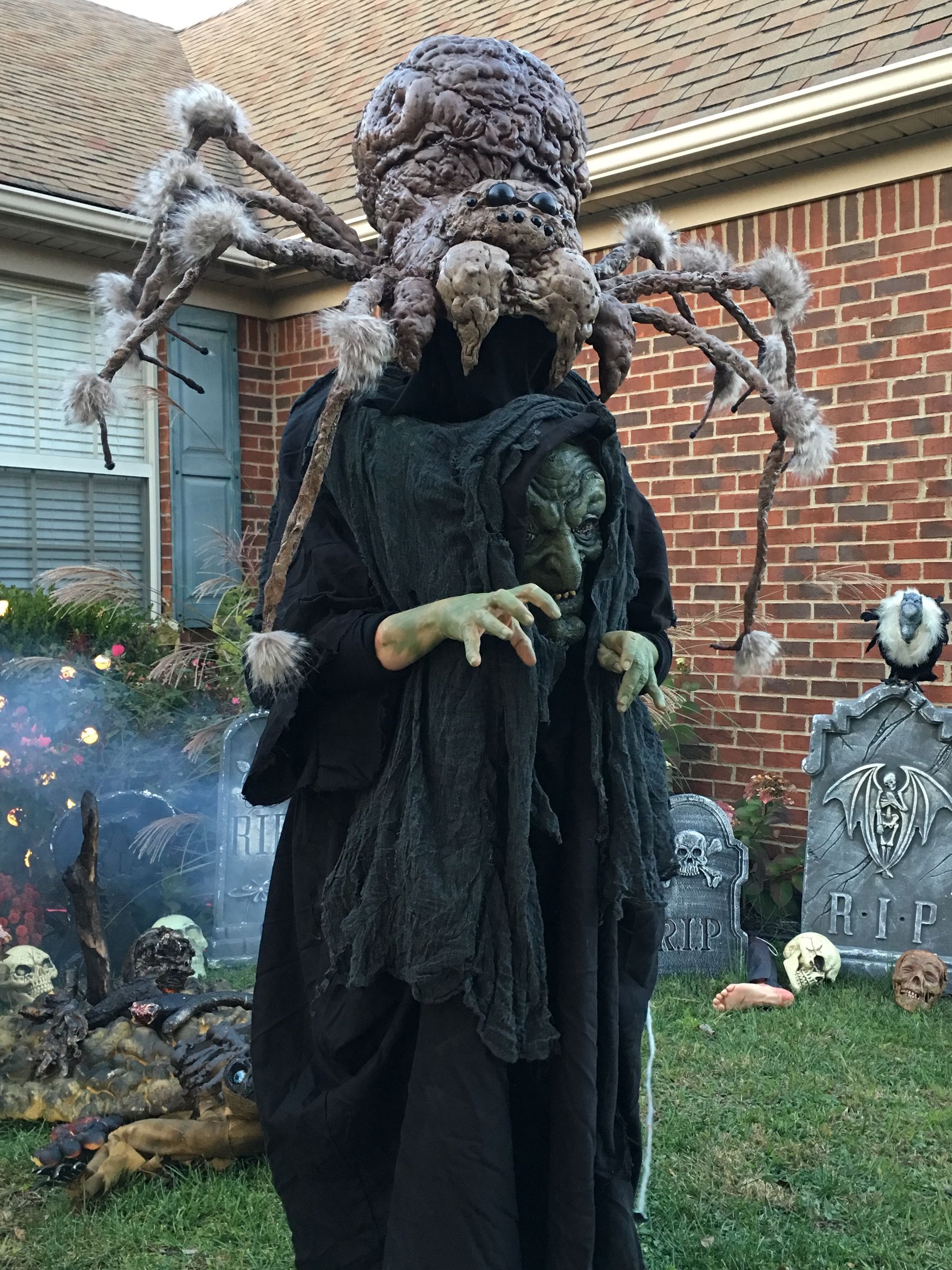 Hunchback Witch With Pet Spider : 11 Steps (with Pictures) - Instructables