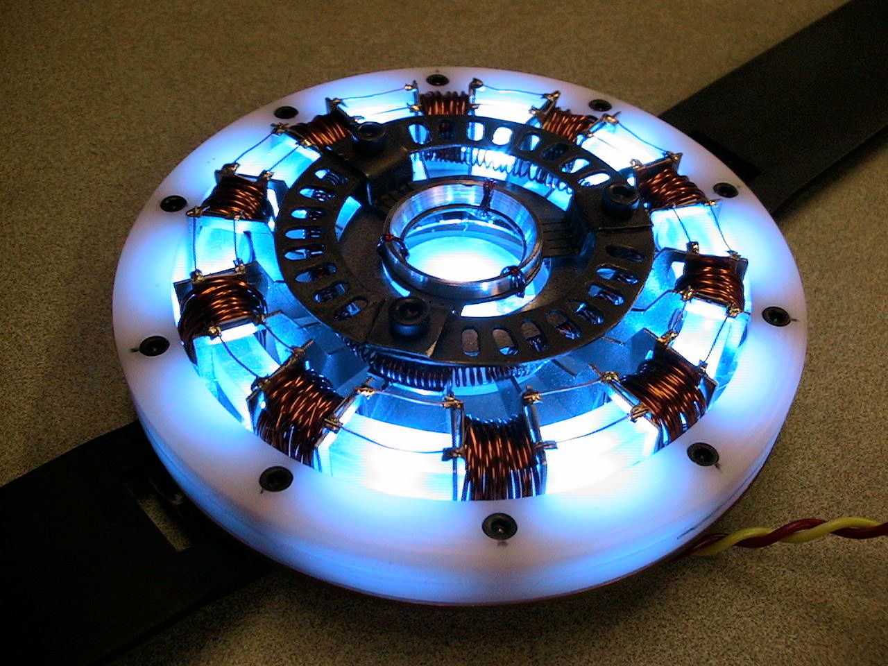Make an Iron Man Arc Reactor : 6 Steps (with Pictures) - Instructables