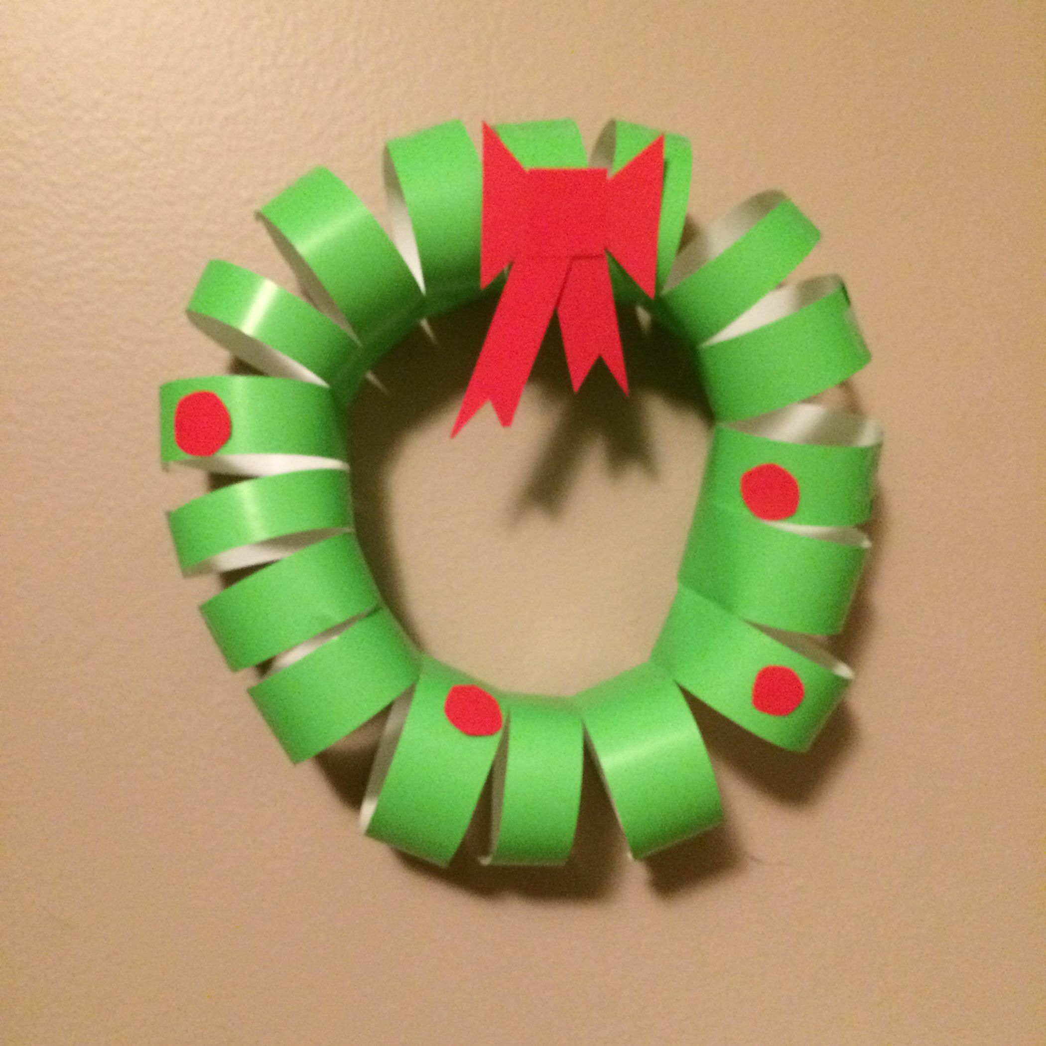 Paper Wreath : 5 Steps - Instructables