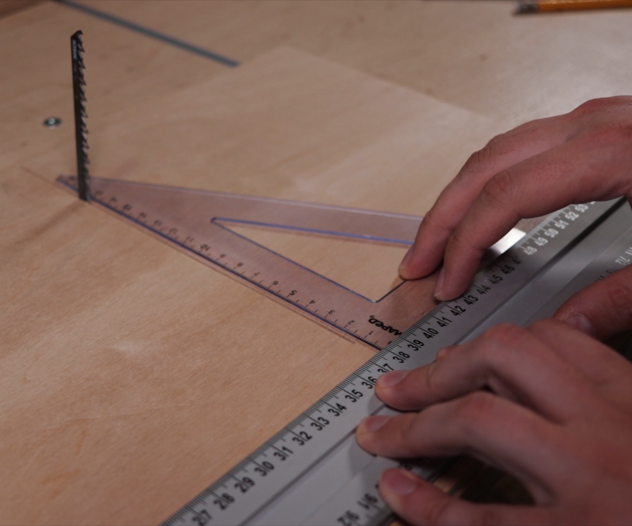 Jigsaw Table Like Table Saw?! : 21 Steps (with Pictures) - Instructables