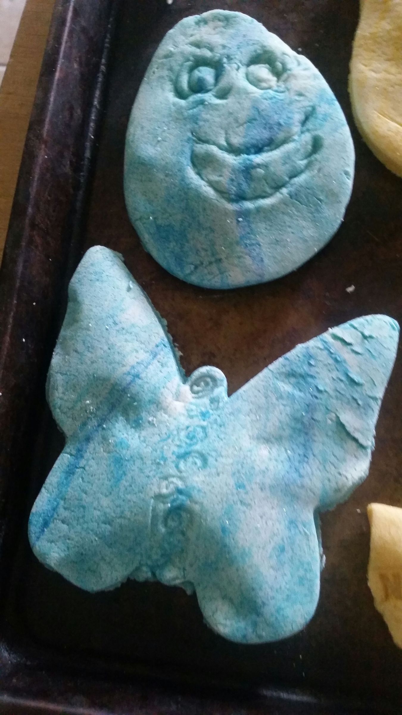 Salt Modeling Clay : 4 Steps - Instructables