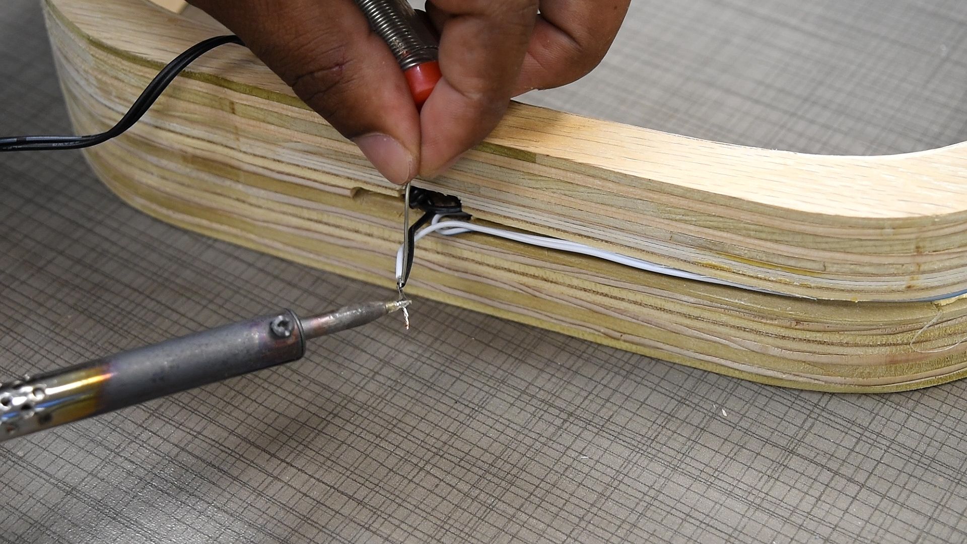 DIY Desk Lamp : 7 Steps (with Pictures) - Instructables