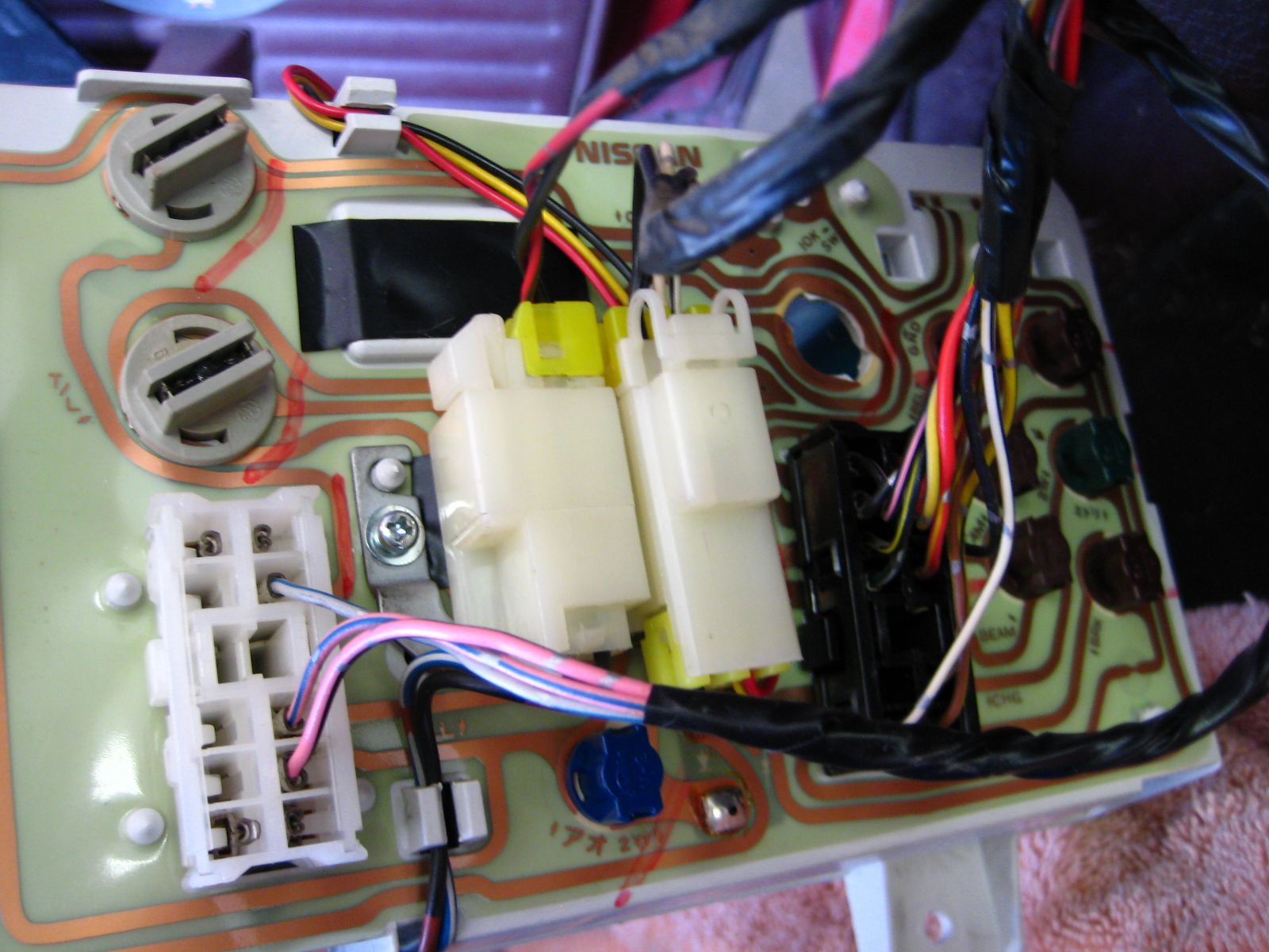 Replace You Cars Instrument Panel Lights With LEDs. : 8 Steps ...