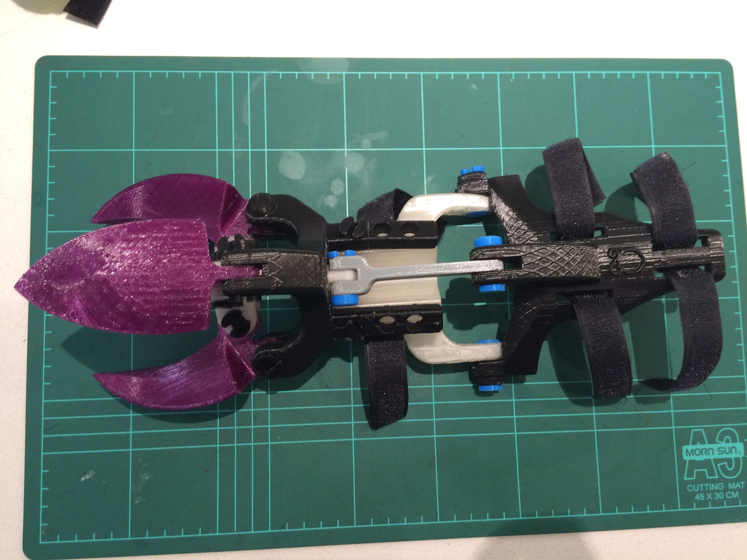 Black Ram Hand (Robotic/Prosthetic Hybrid) : 8 Steps (with Pictures ...