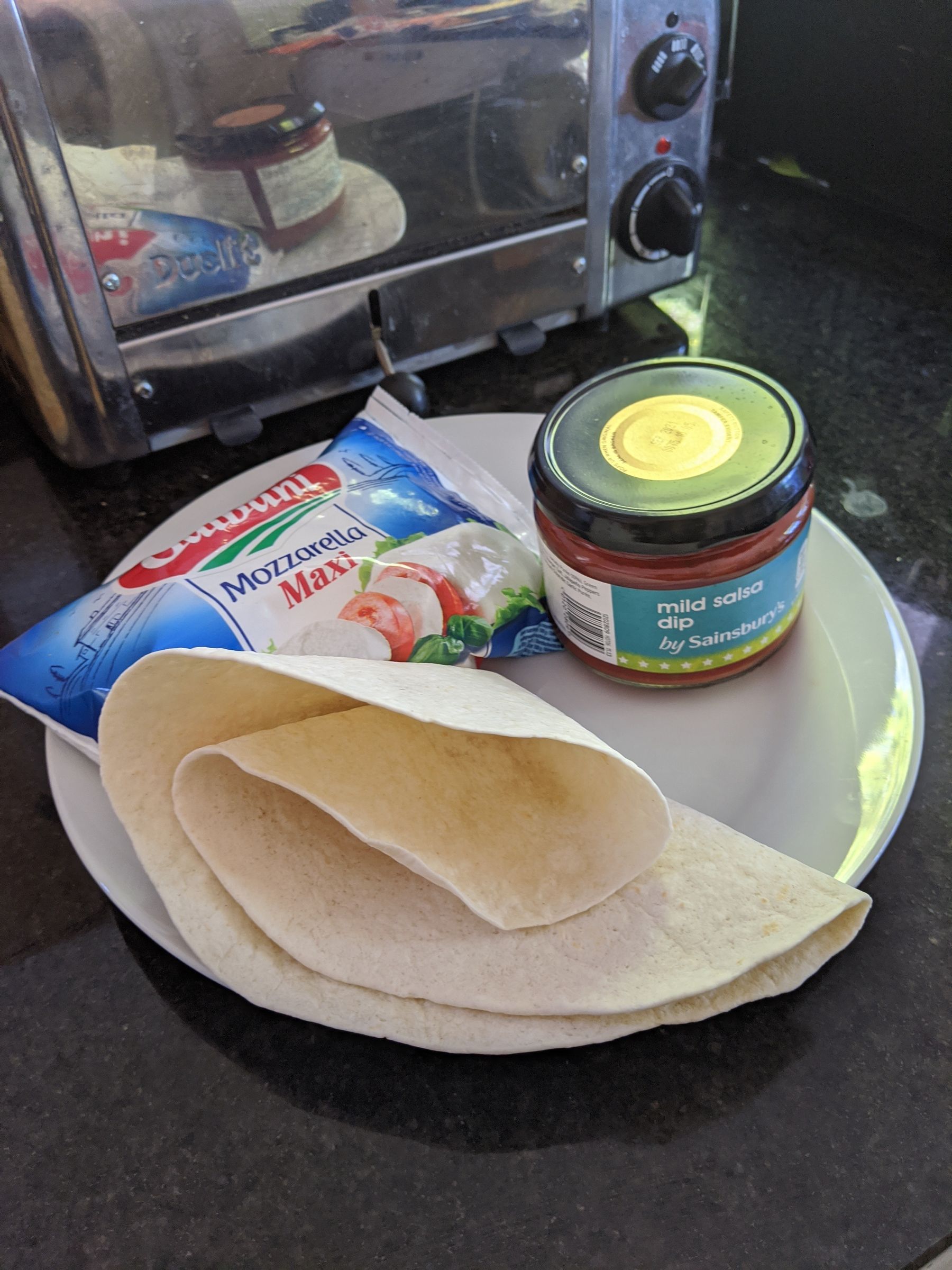 Quick and Easy Toaster Wrap Pizza! : 7 Steps - Instructables