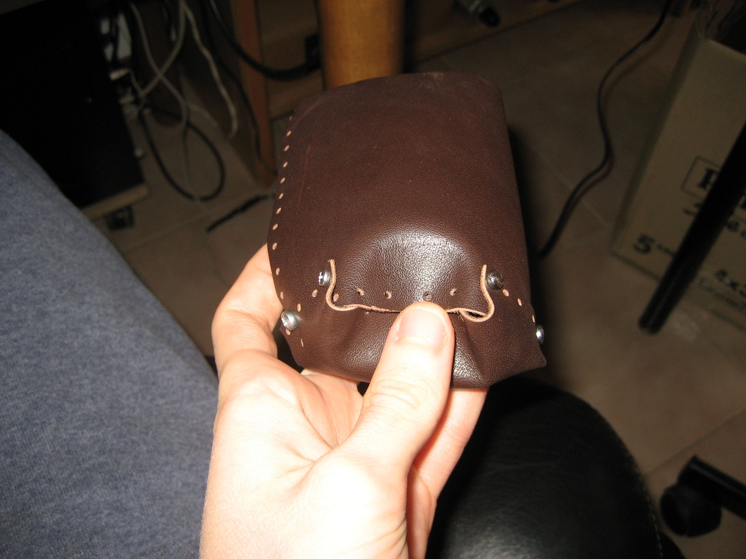 Leather Camera Belt Pouch From a Single Rectangle : 12 Steps ...