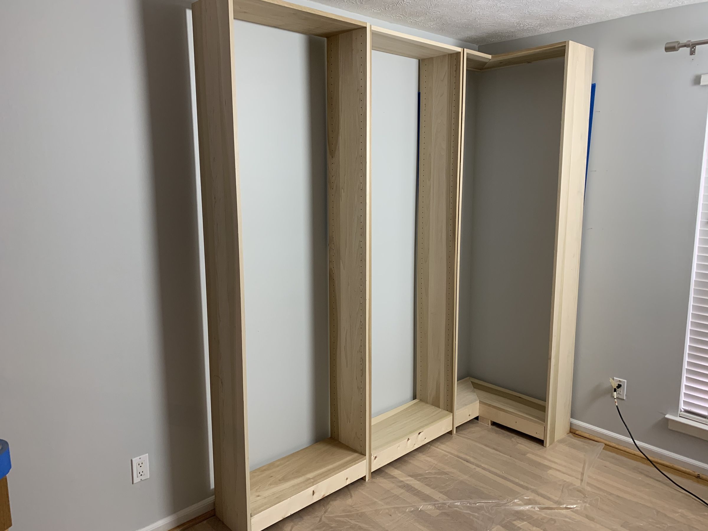 Build Your Own Hardwood Built-In Bookcases! : 8 Steps (with Pictures ...