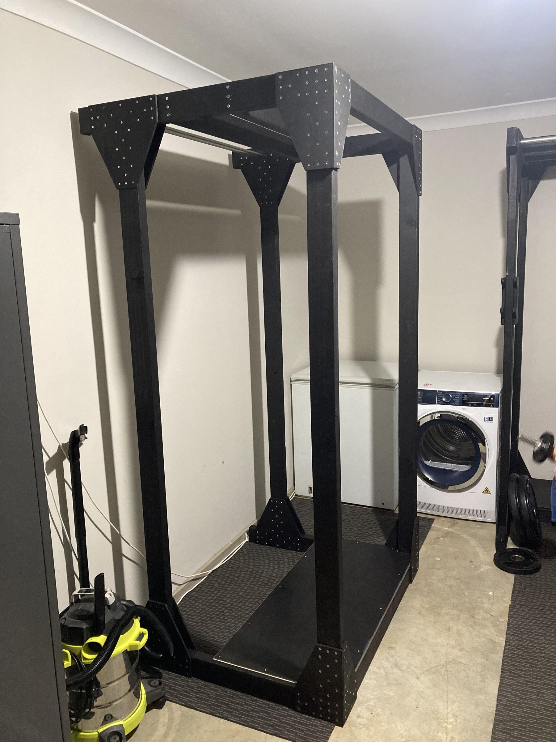 DIY Power Rack - Home Gym - Instructables