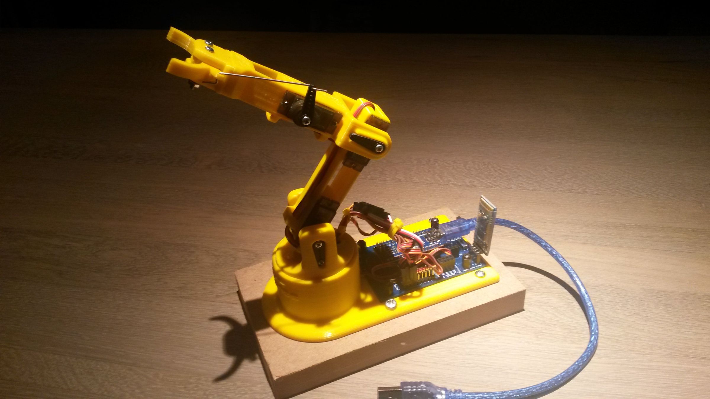3D Printed, Bluetooth Controlled, Arduino Robot Arm - LittleArm 2C : 20 ...