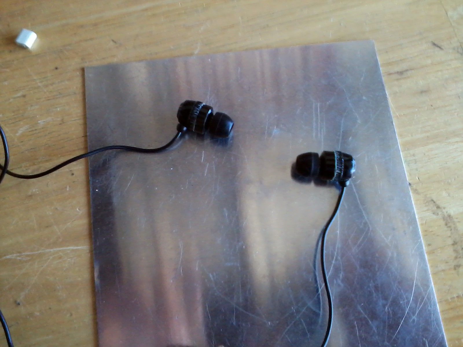 DIY Earbud Repair : 3 Steps - Instructables