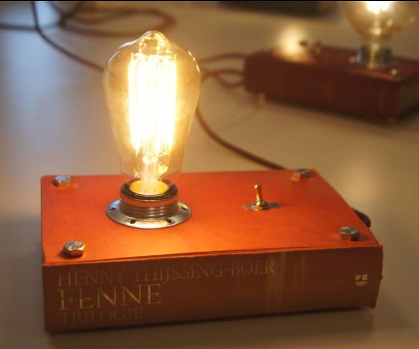 How to Make a Booklamp : 4 Steps (with Pictures) - Instructables