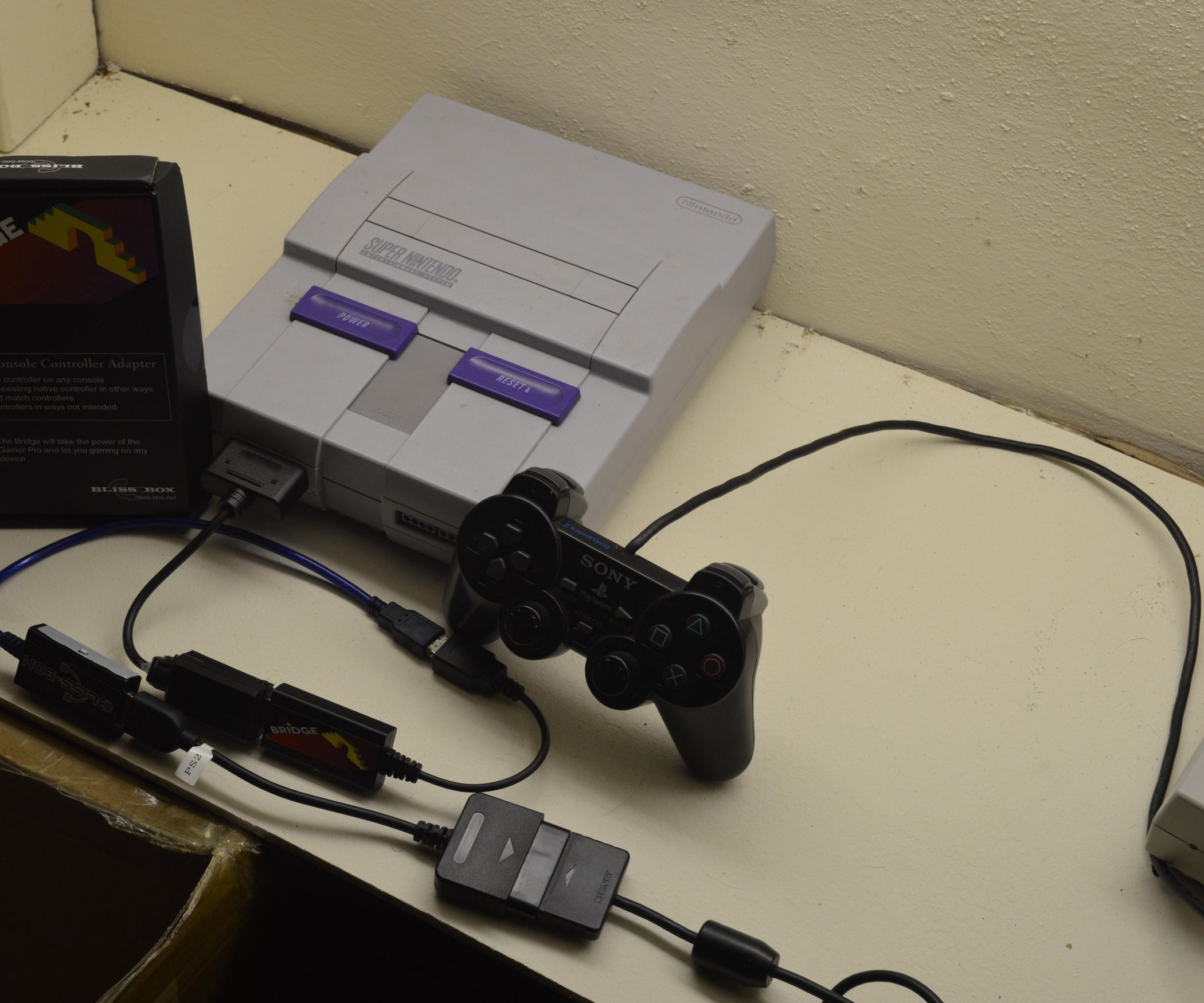 One Adapter for Retro Controllers (USB / LLAPI ) : 3 Steps - Instructables