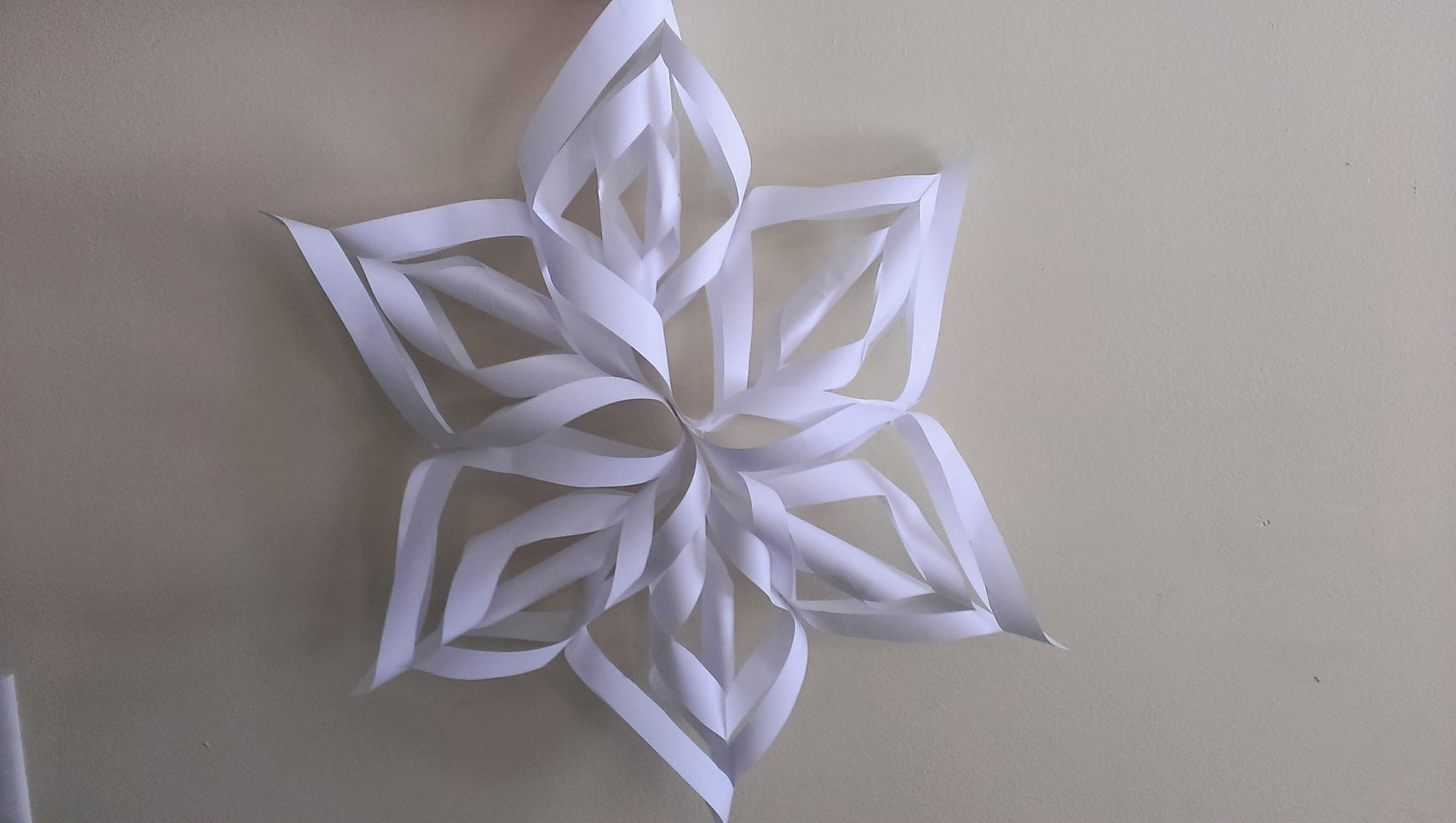 Paper Snowflake : 8 Steps - Instructables
