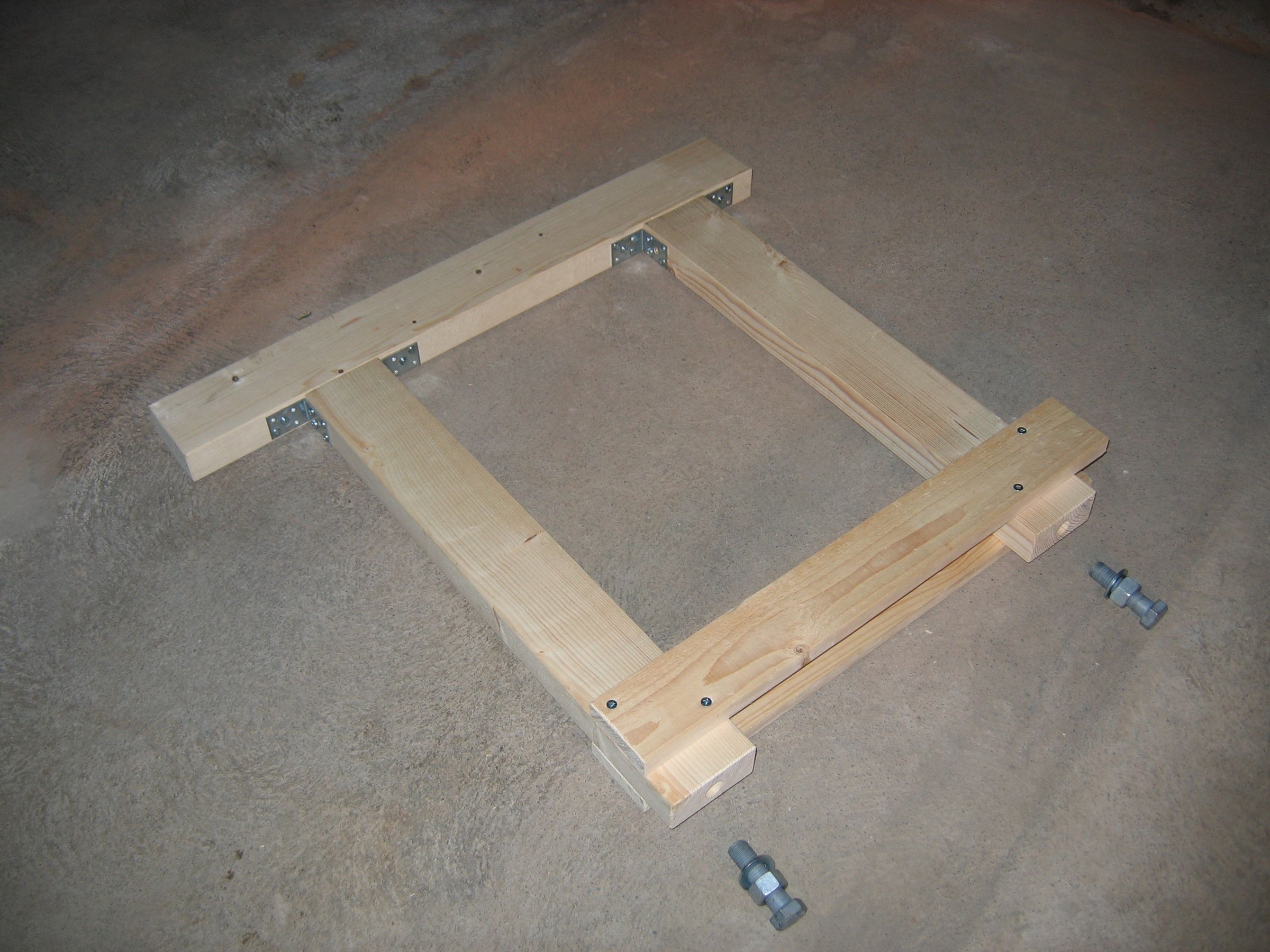 Extreme Heavy Duty Work Bench : 9 Steps (with Pictures) - Instructables