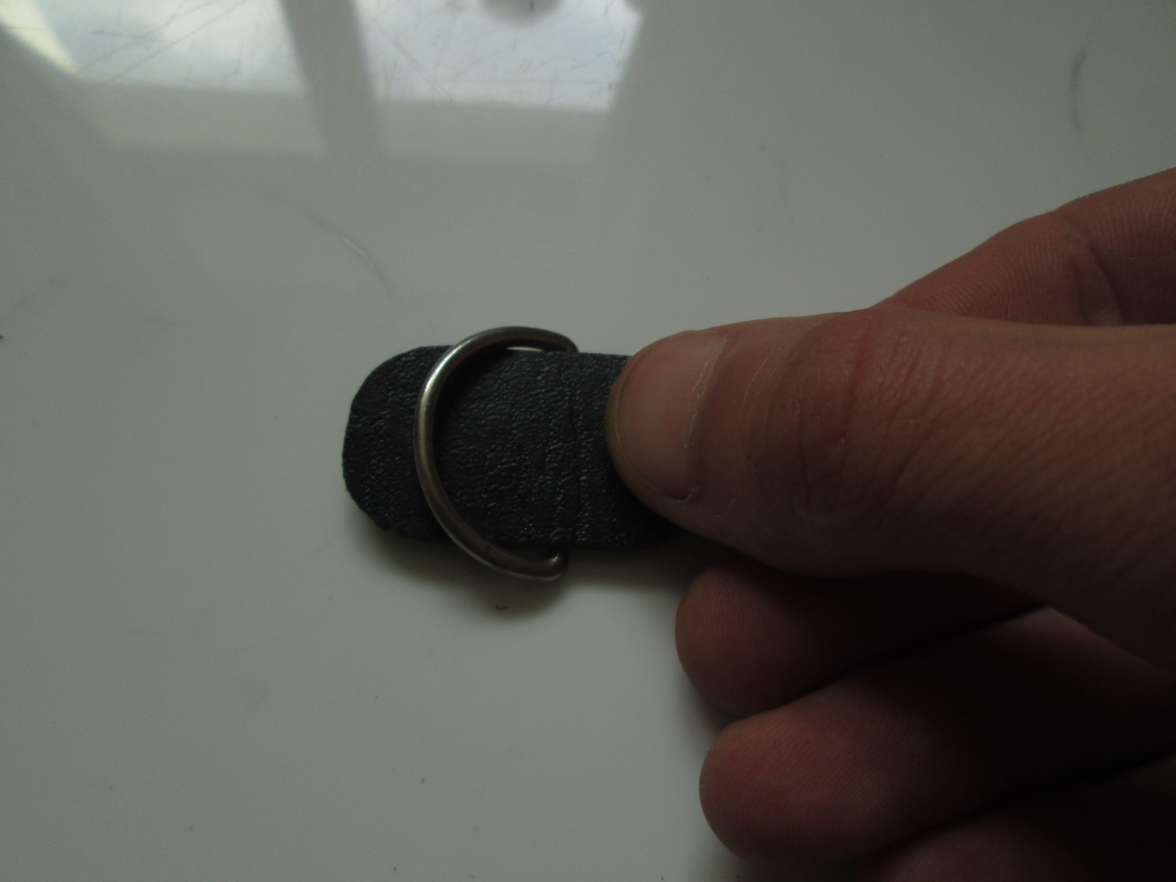 Make Handcuffs From a Suitcase : 5 Steps (with Pictures) - Instructables