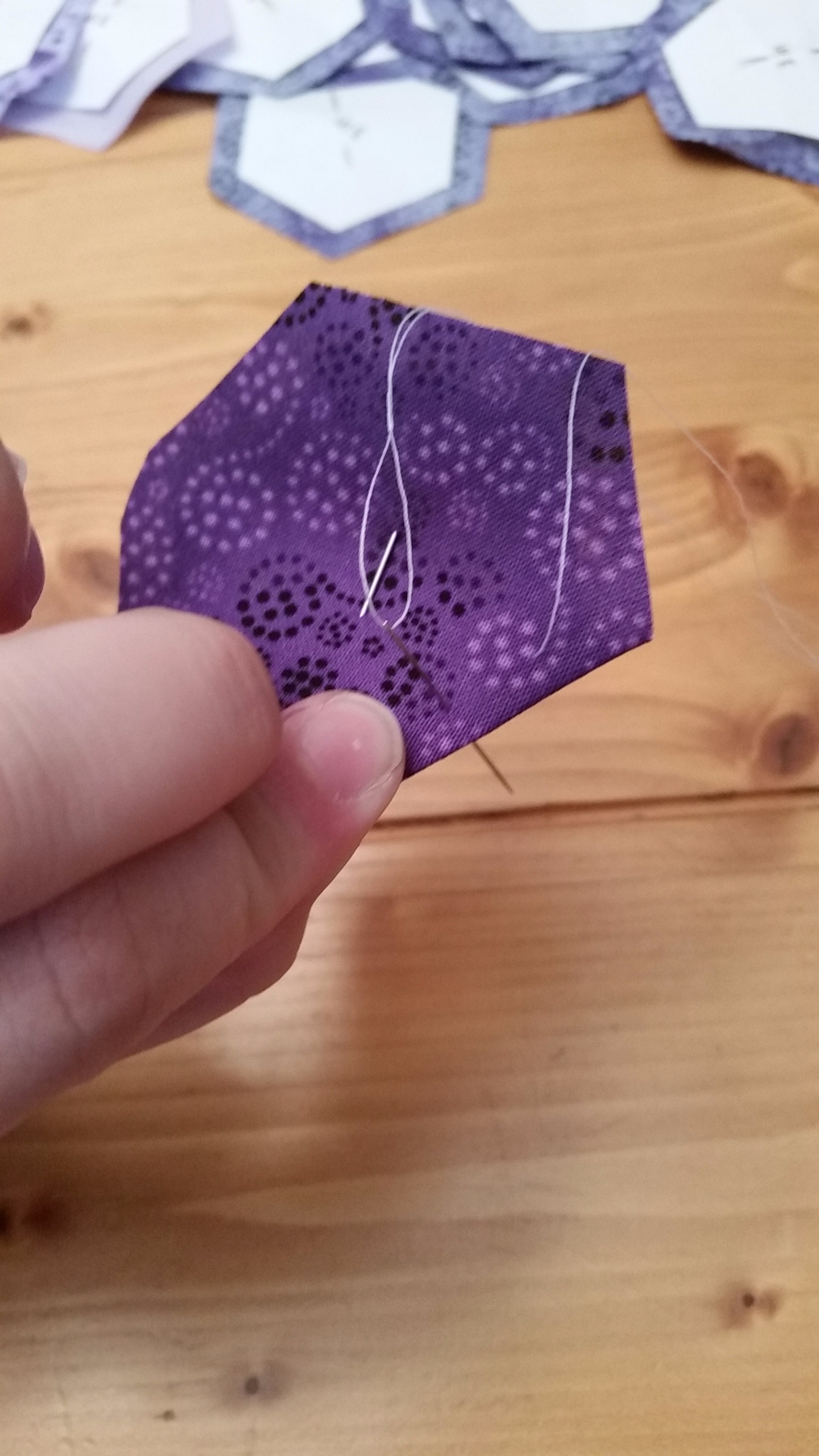 Hexagon English Paper Hand Piecing : 8 Steps (with Pictures ...