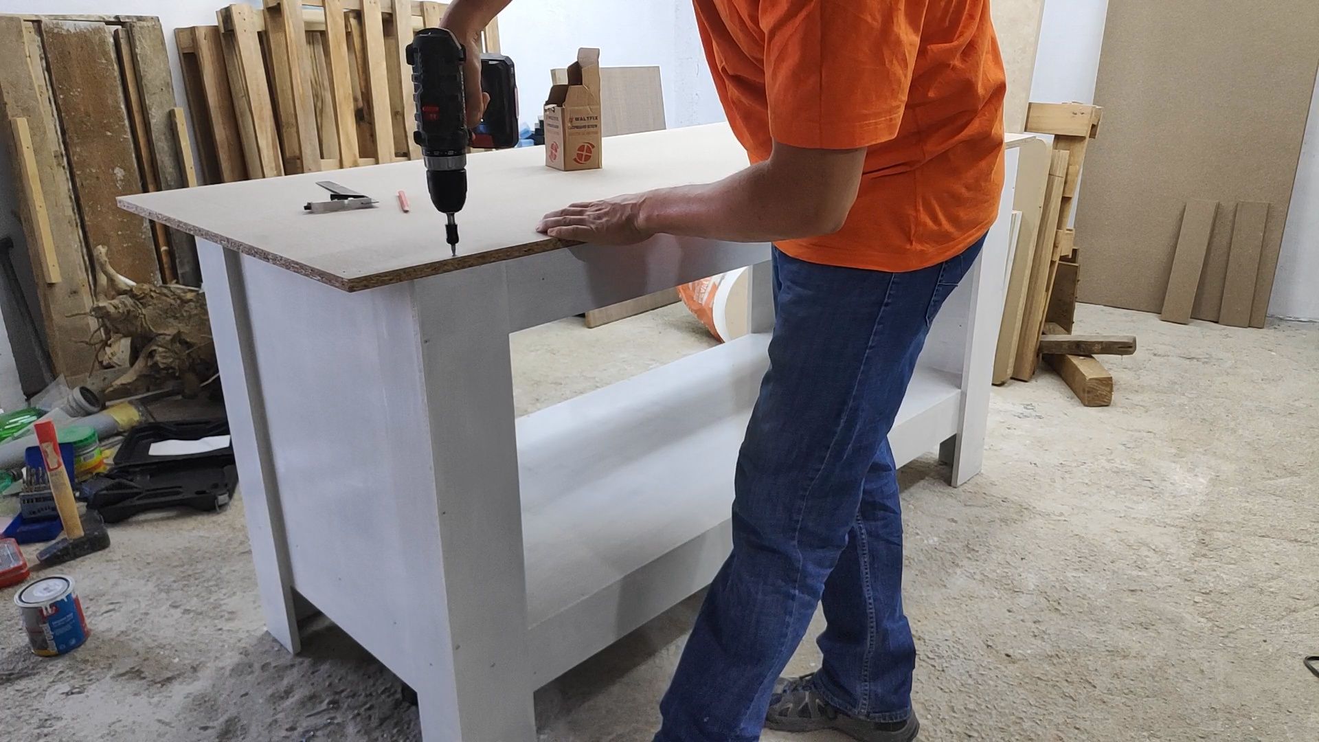 Less Than $50 Particleboard Workbench : 9 Steps (with Pictures ...