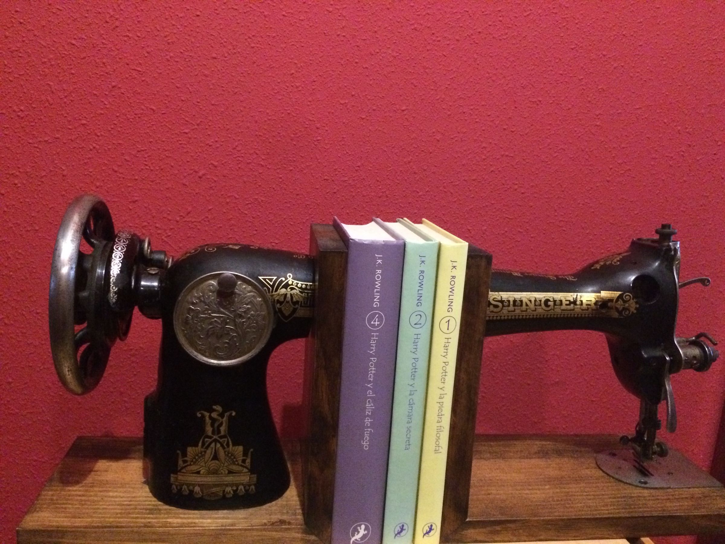 Bookends With an Old Sewing Machine!! (with Pictures) - Instructables