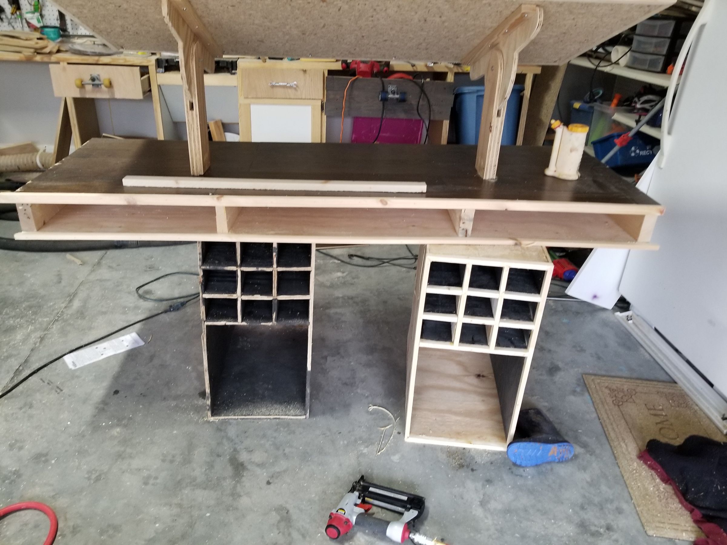 Drafting Table : 21 Steps (with Pictures) - Instructables
