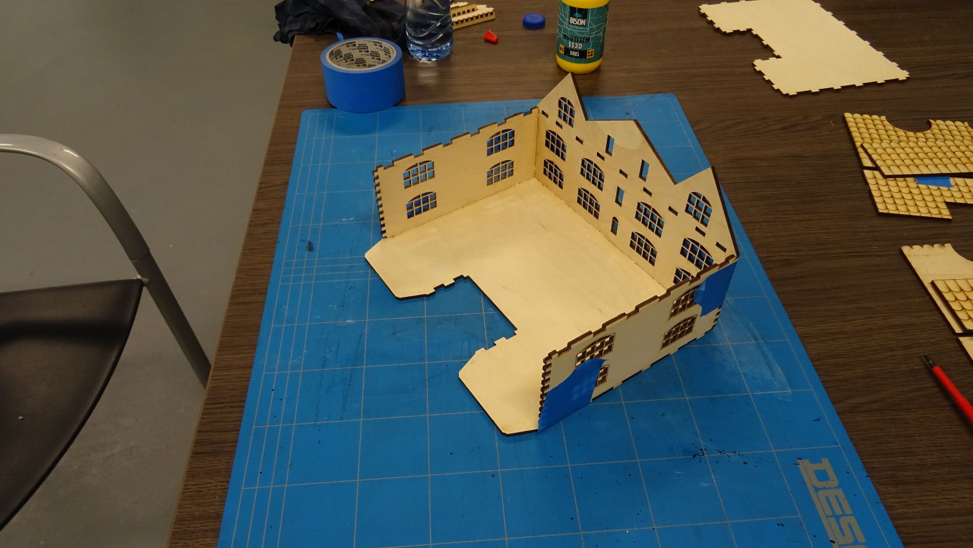A Storage Box in the Shape of a House : 5 Steps (with Pictures ...