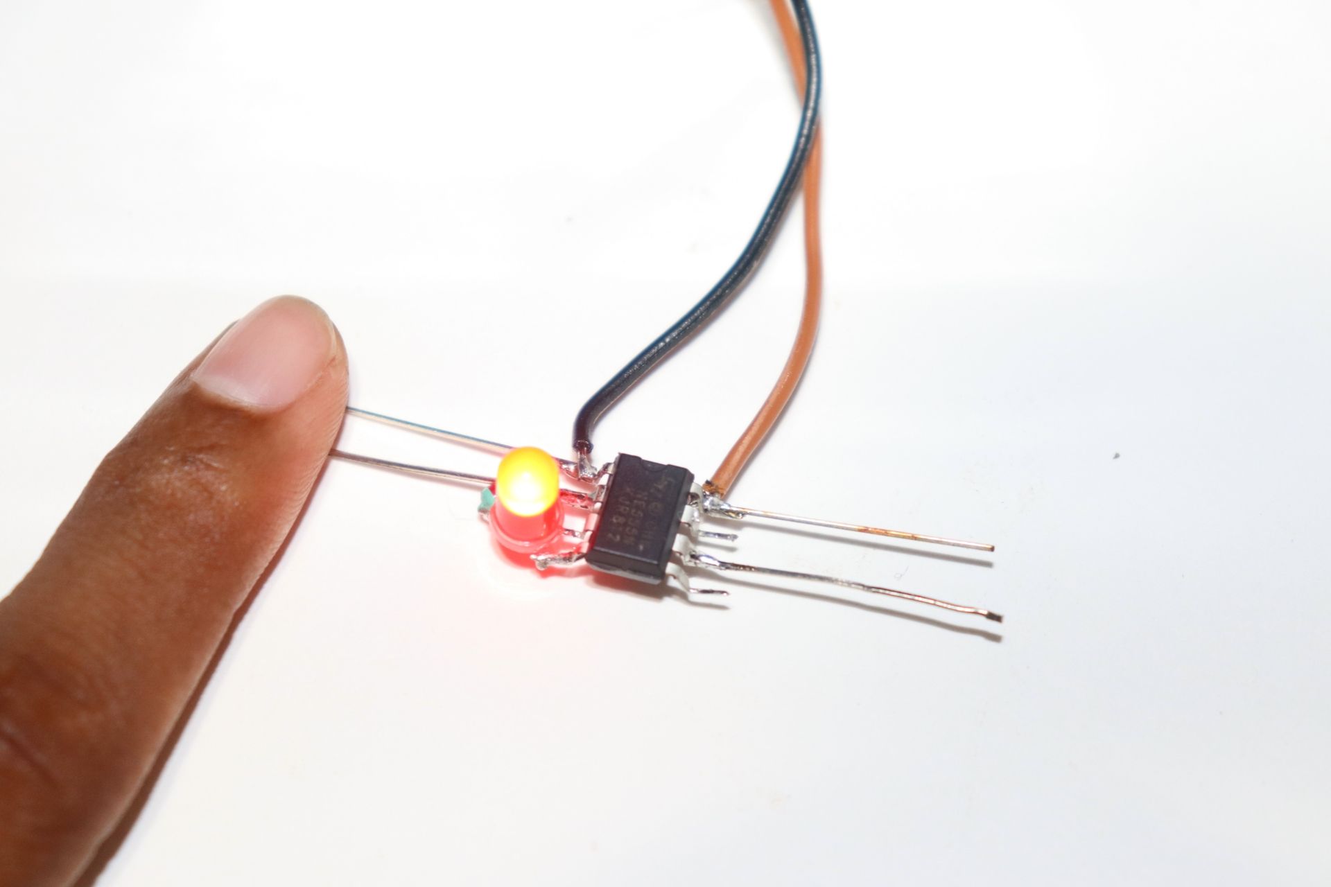 How to Make Touch ON and OFF Circuit : 8 Steps - Instructables