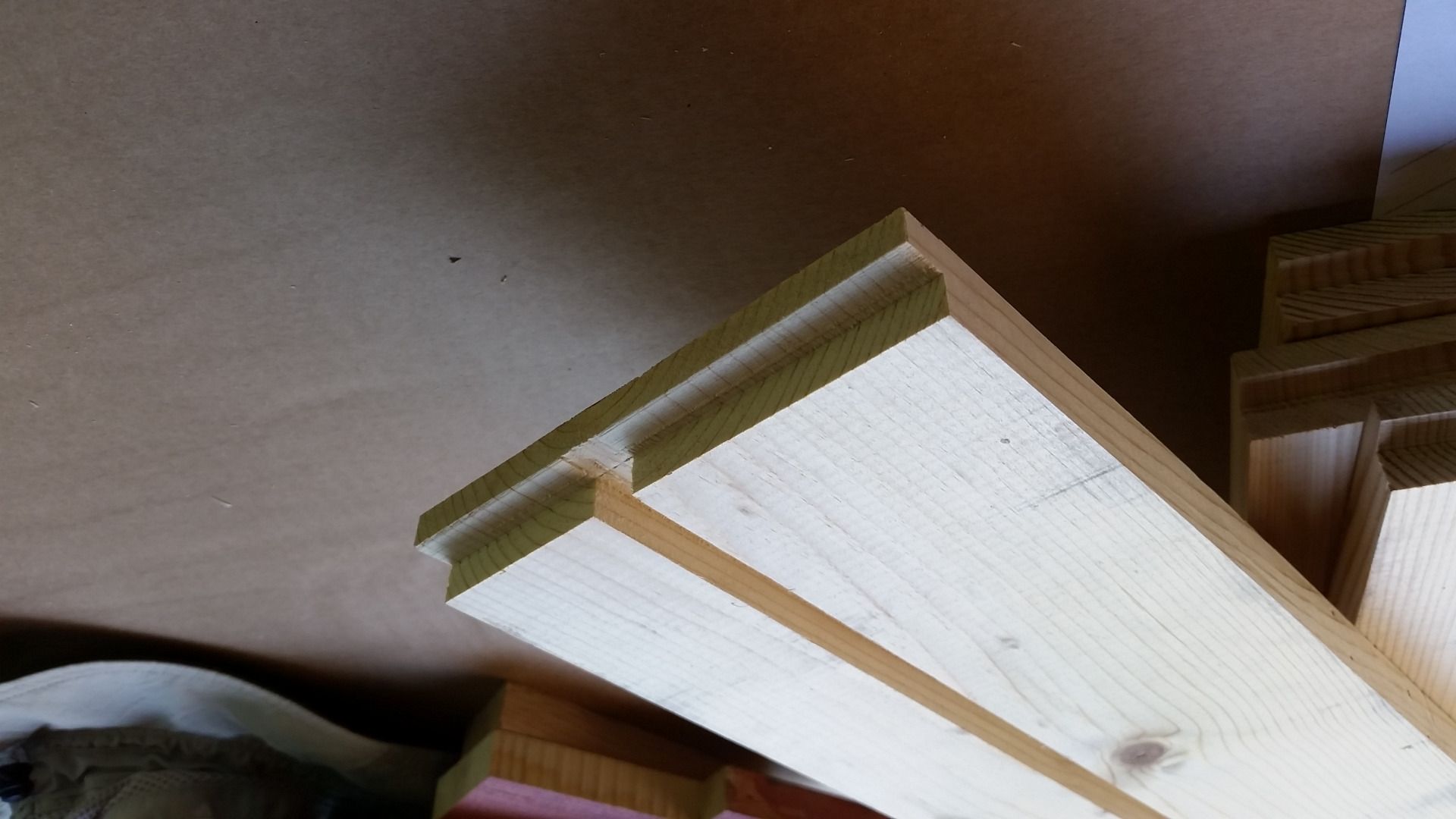 Convert IKEA Bar Table Into a Boardgaming Table : 3 Steps - Instructables