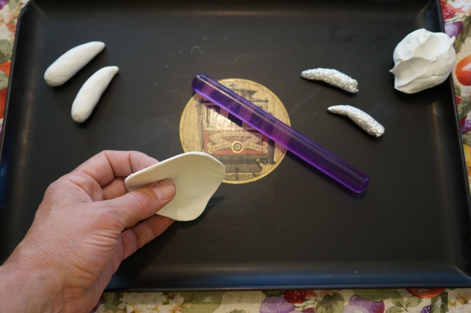 Make Your Own Half-Life Barnacle Using Household Materials : 15 Steps ...