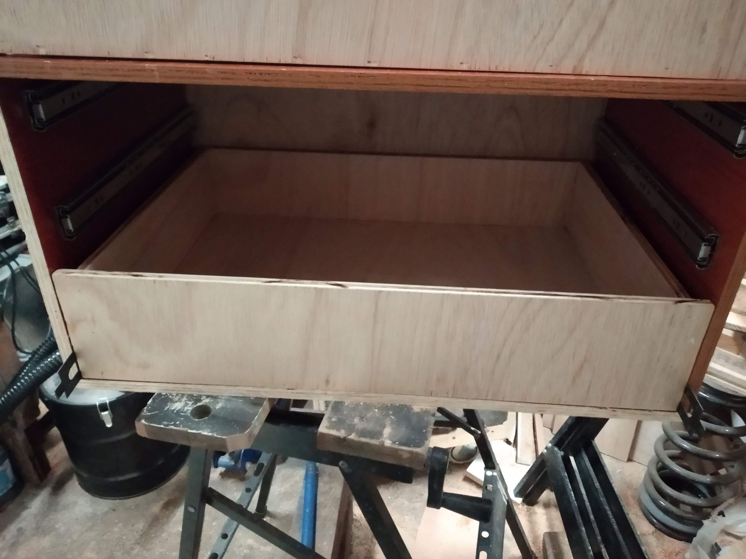 Euronorm Crate With Drawers : 7 Steps (with Pictures) - Instructables