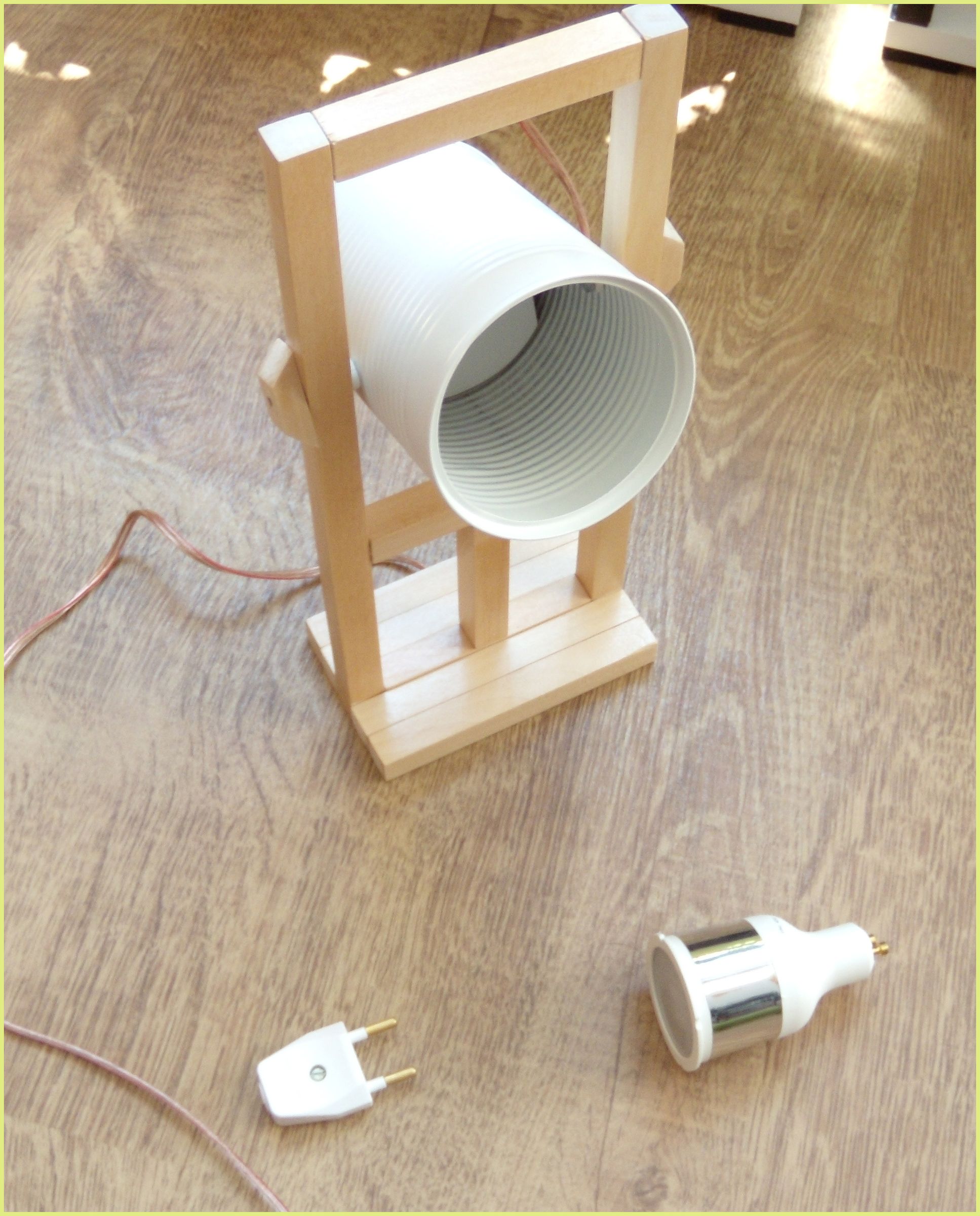 Tin Can Lamp : 7 Steps (with Pictures) - Instructables