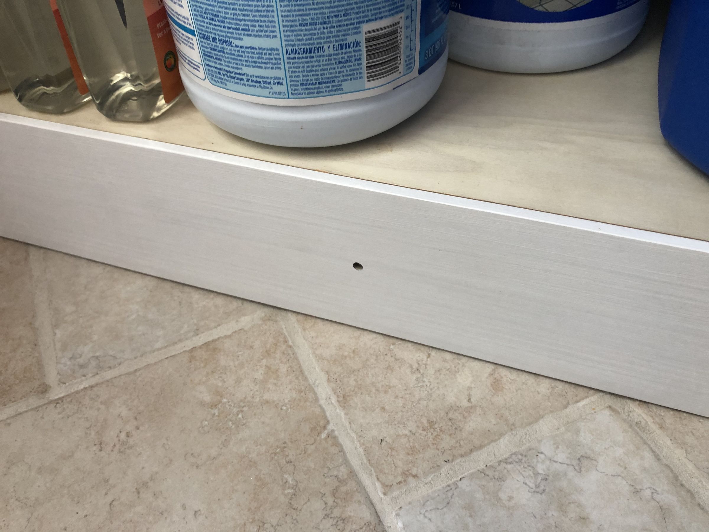 Shelving With Concealed Toe-Kick Compartment : 12 Steps (with Pictures ...