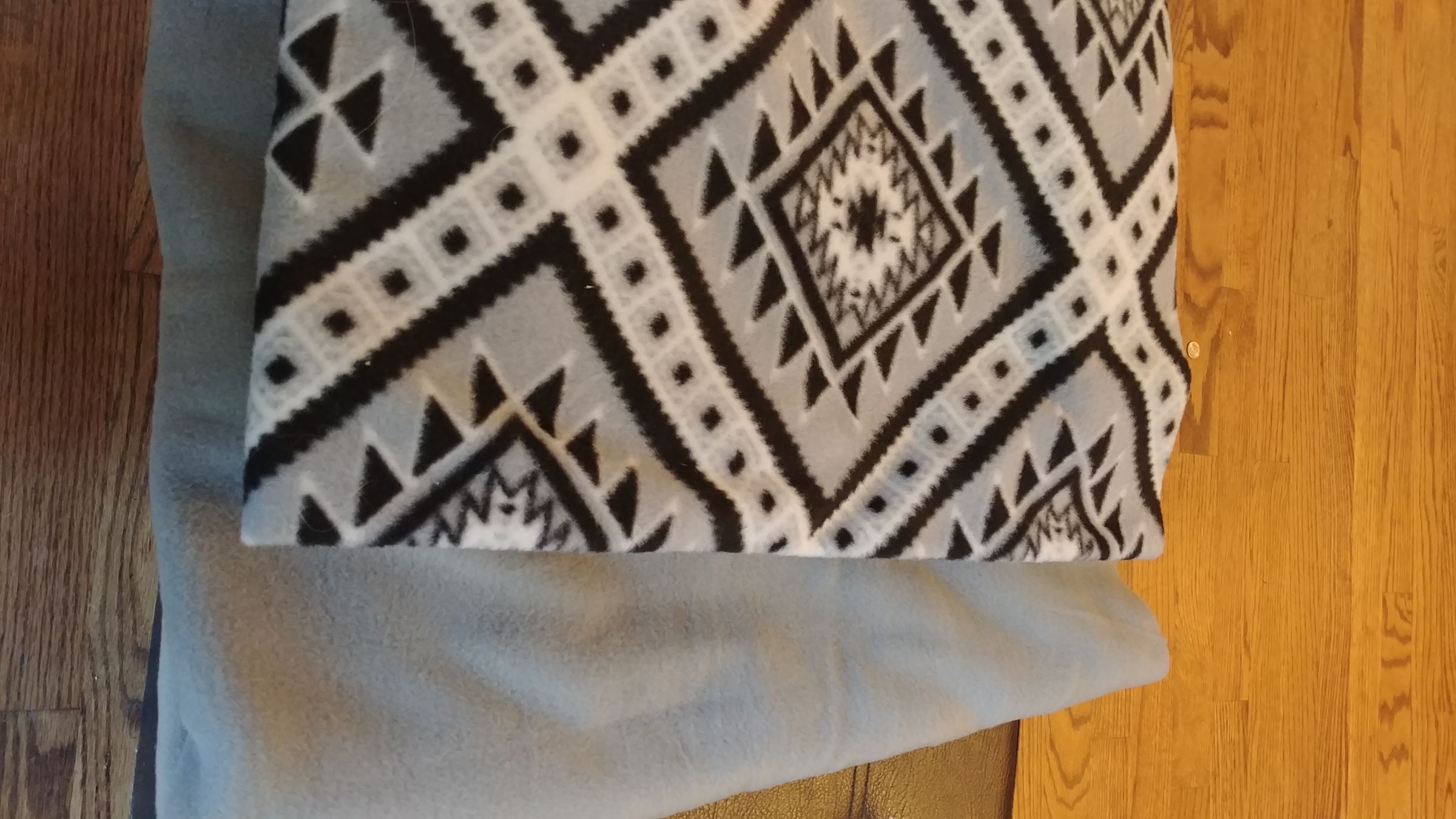 Tie-Blanket : 11 Steps (with Pictures) - Instructables