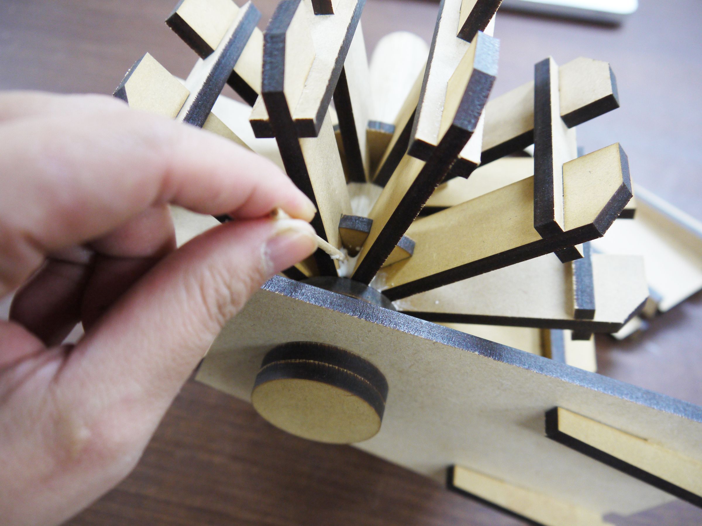 Spinning Wheel : 15 Steps - Instructables