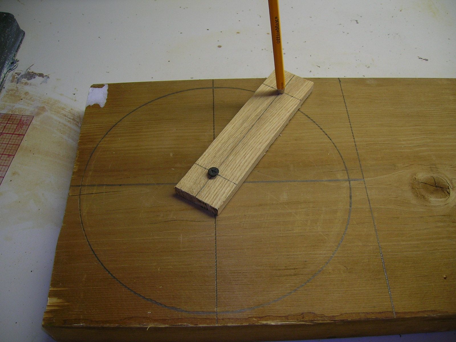 Make an 8 Inch Circle Using a 6 Inch Rectangle : 6 Steps - Instructables