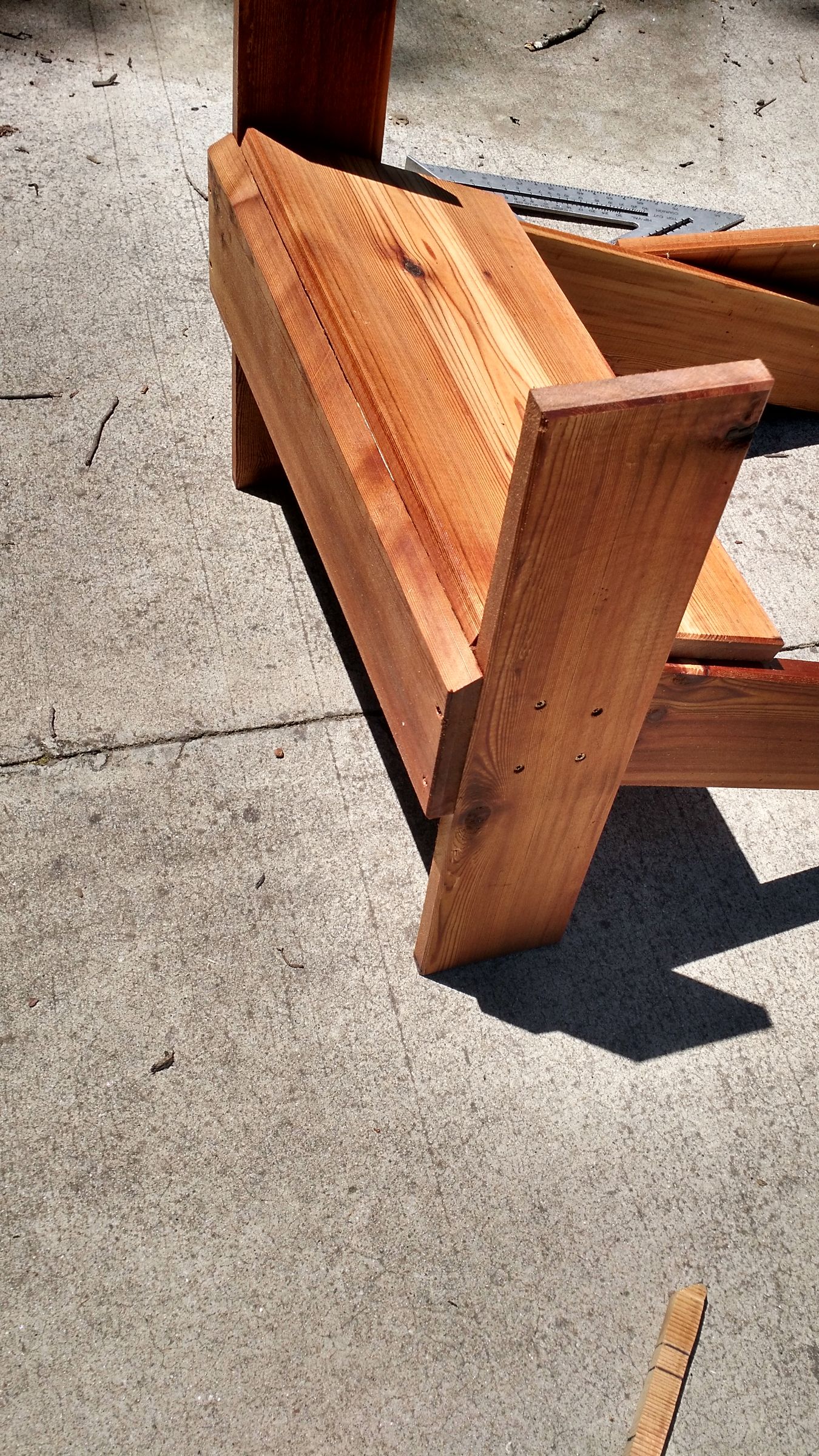 Modern Backyard Lounger : 15 Steps (with Pictures) - Instructables