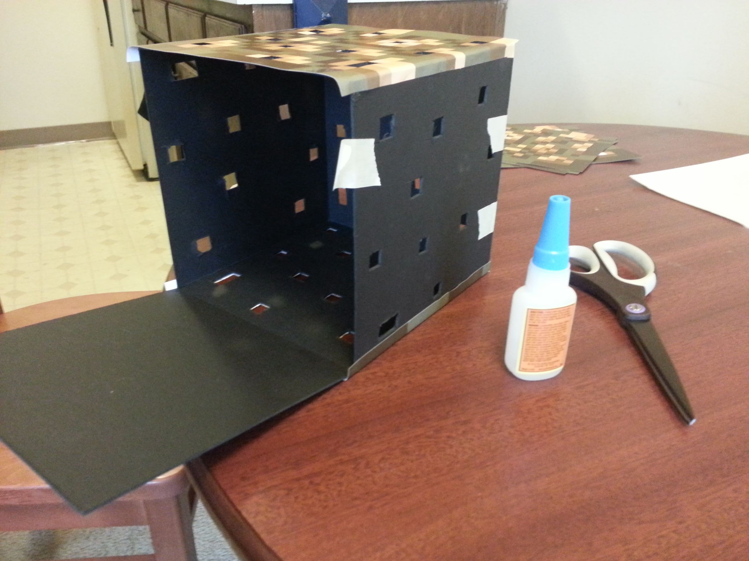 Minecraft Glowstone Cube Lamp : 5 Steps - Instructables