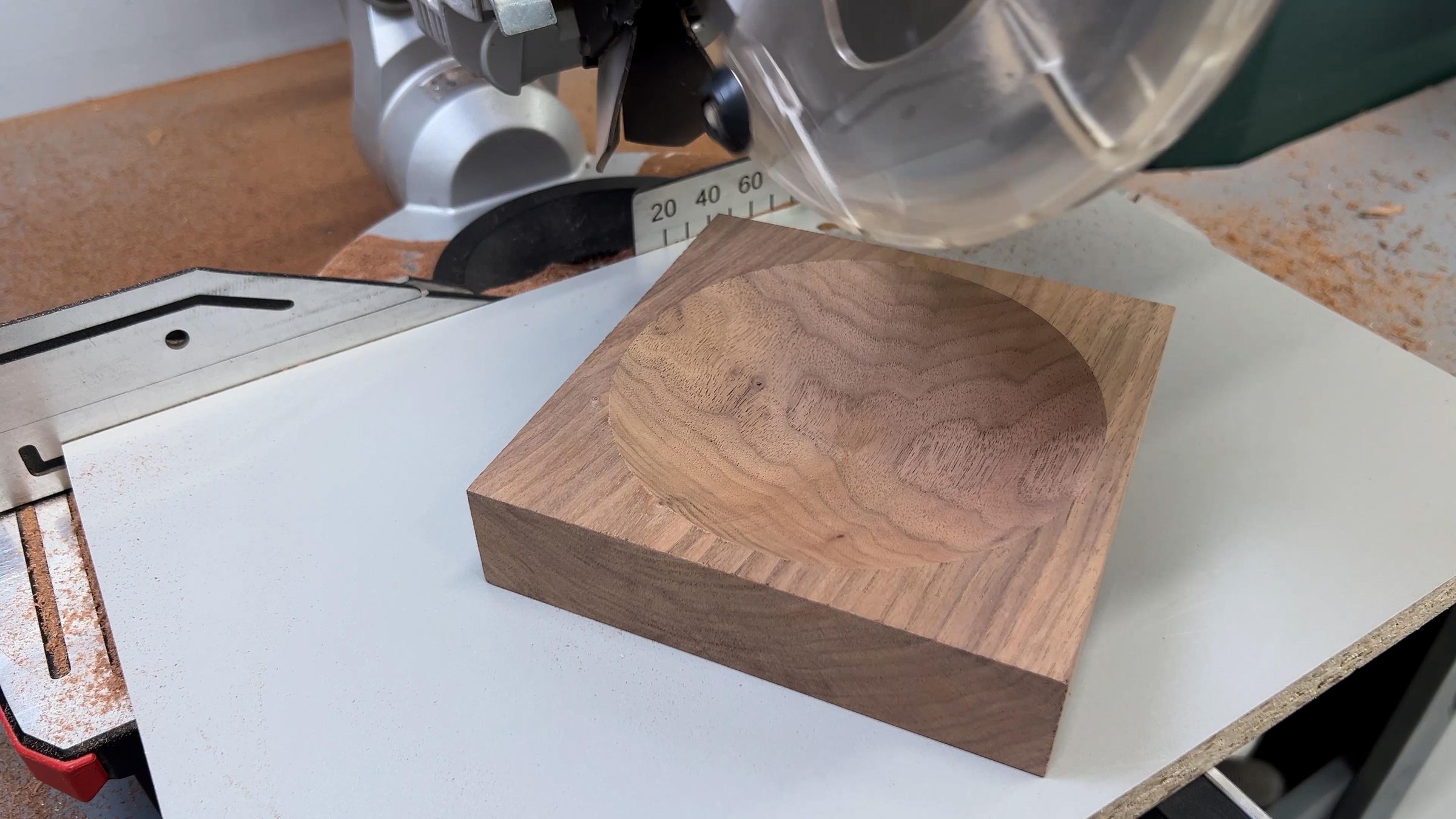 A Bowl Using Just a Mitre Saw! : 13 Steps (with Pictures) - Instructables