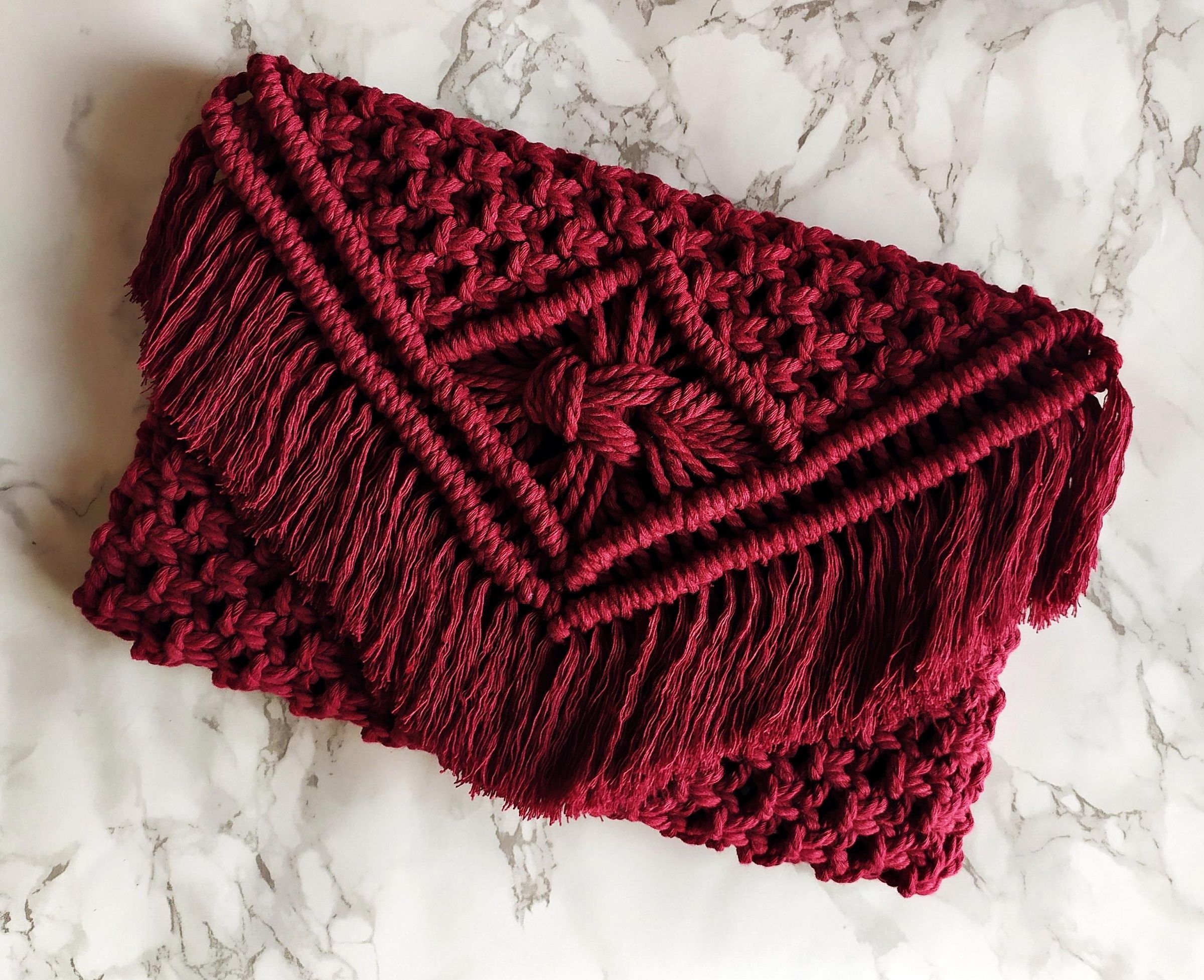 How to Make a Bohemian Macrame Clutch in 6 Easy Steps : 6 Steps (with ...