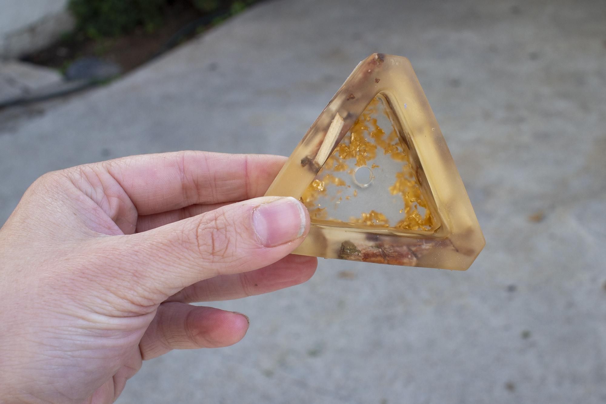 How to Use Yardwaste As Resin Filler : 11 Steps (with Pictures ...