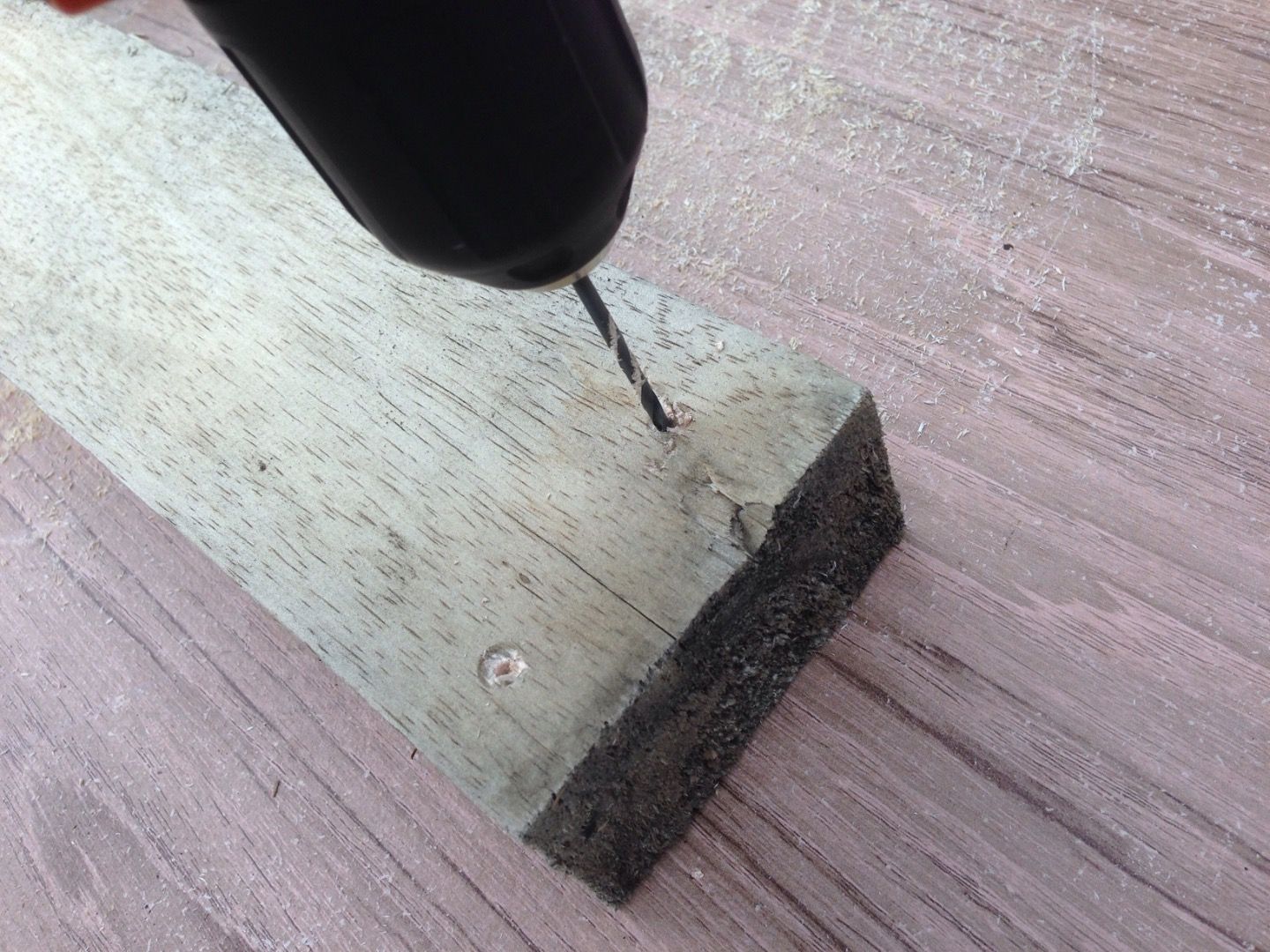 Raised Bed Pallet Planter *Updated August 21st, 2015* : 9 Steps (with ...