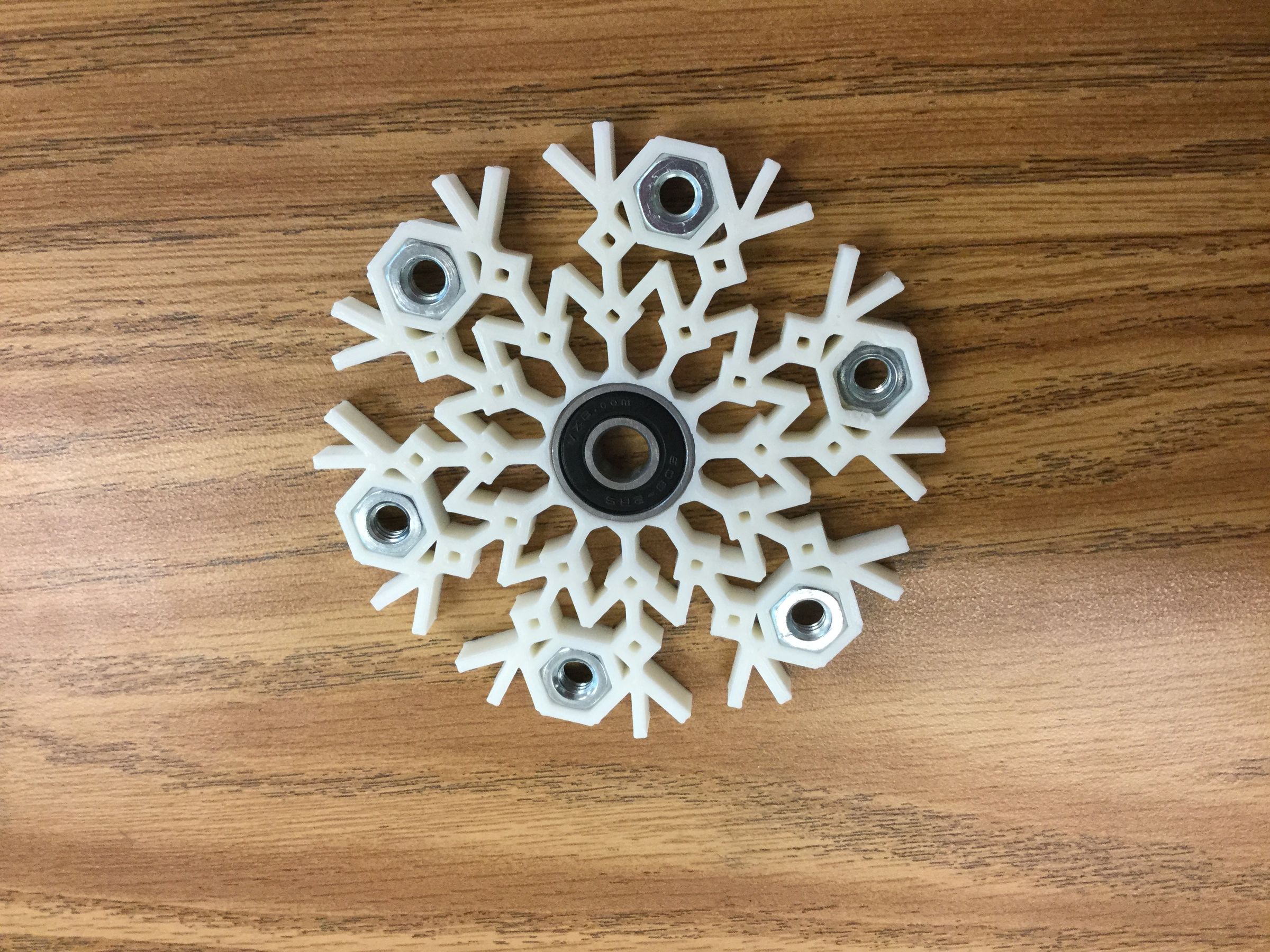 Snowflake Fidget Spinner : 3 Steps - Instructables