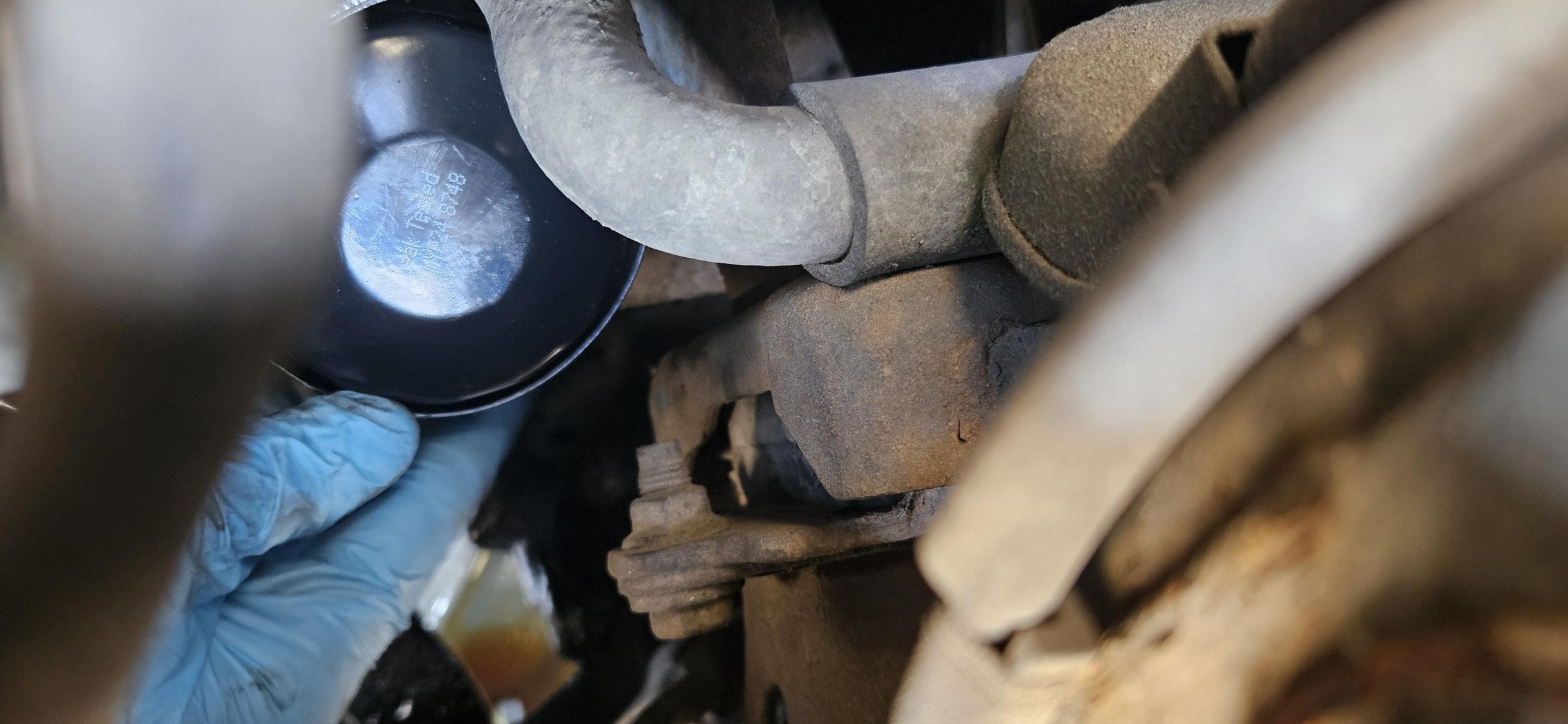 Perform a Basic Oil Change : 13 Steps - Instructables