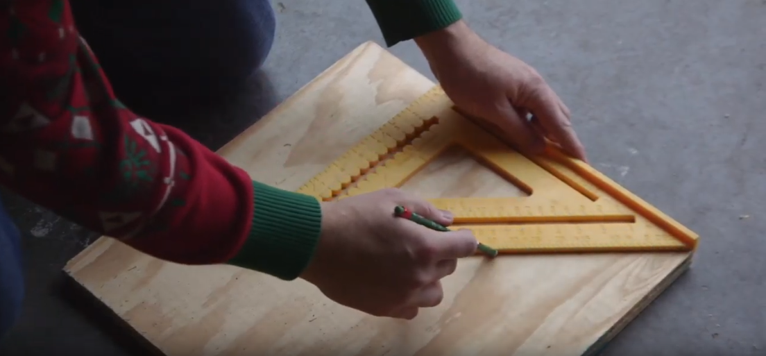 Candy Cane Post : 7 Steps - Instructables