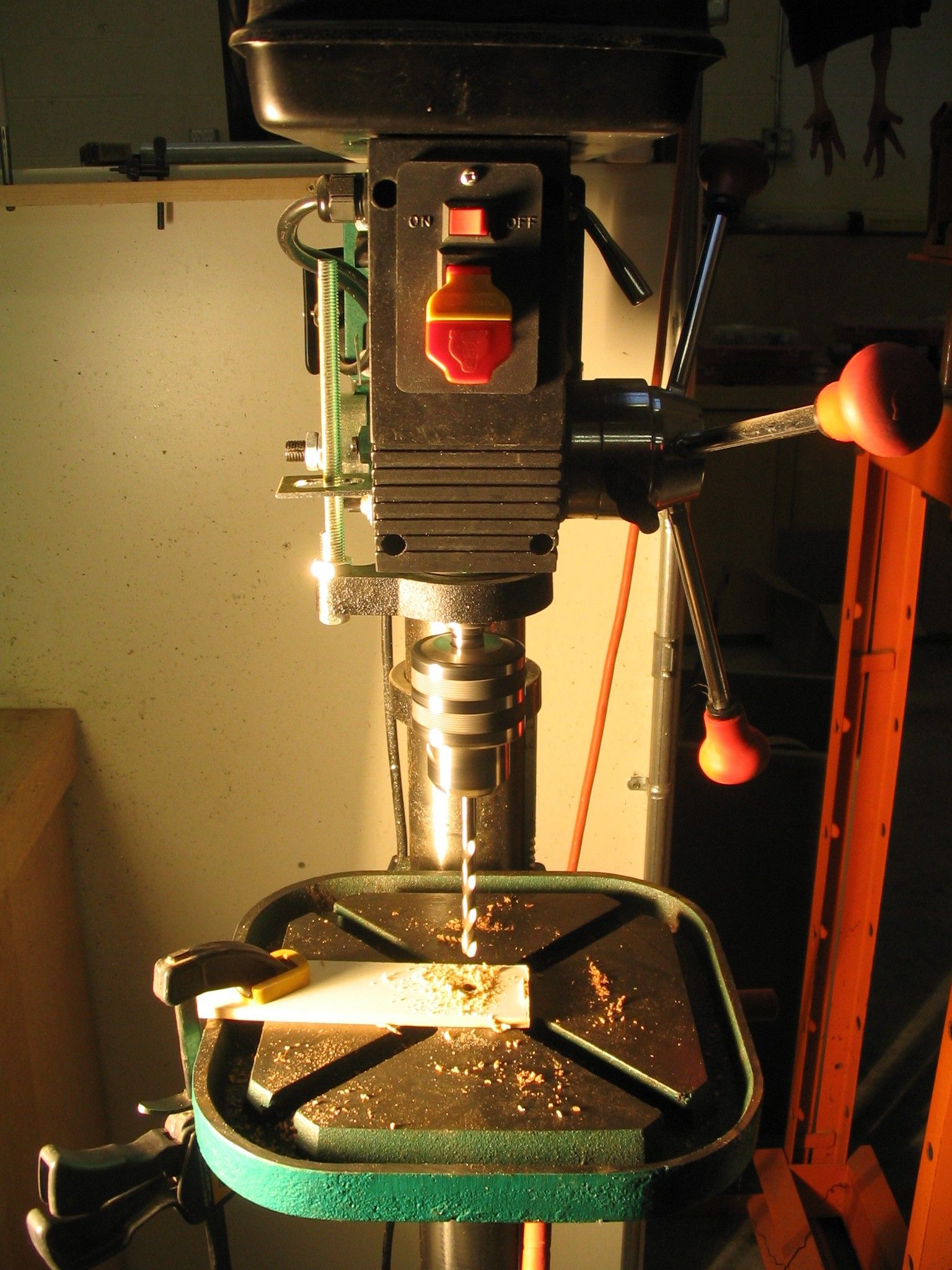 How to Drill a Hole : 6 Steps - Instructables