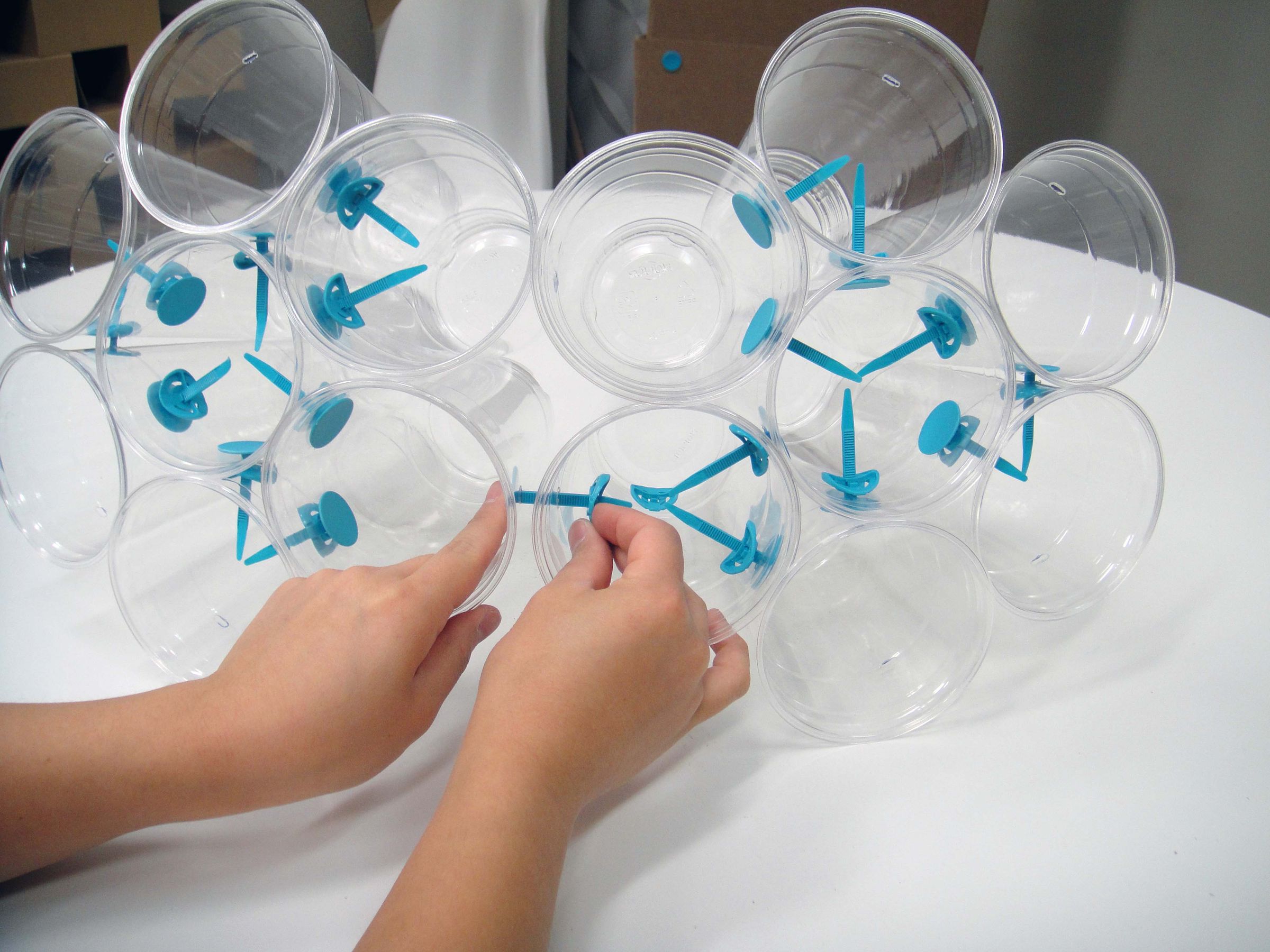 Makedo Cup Sphere : 15 Steps - Instructables