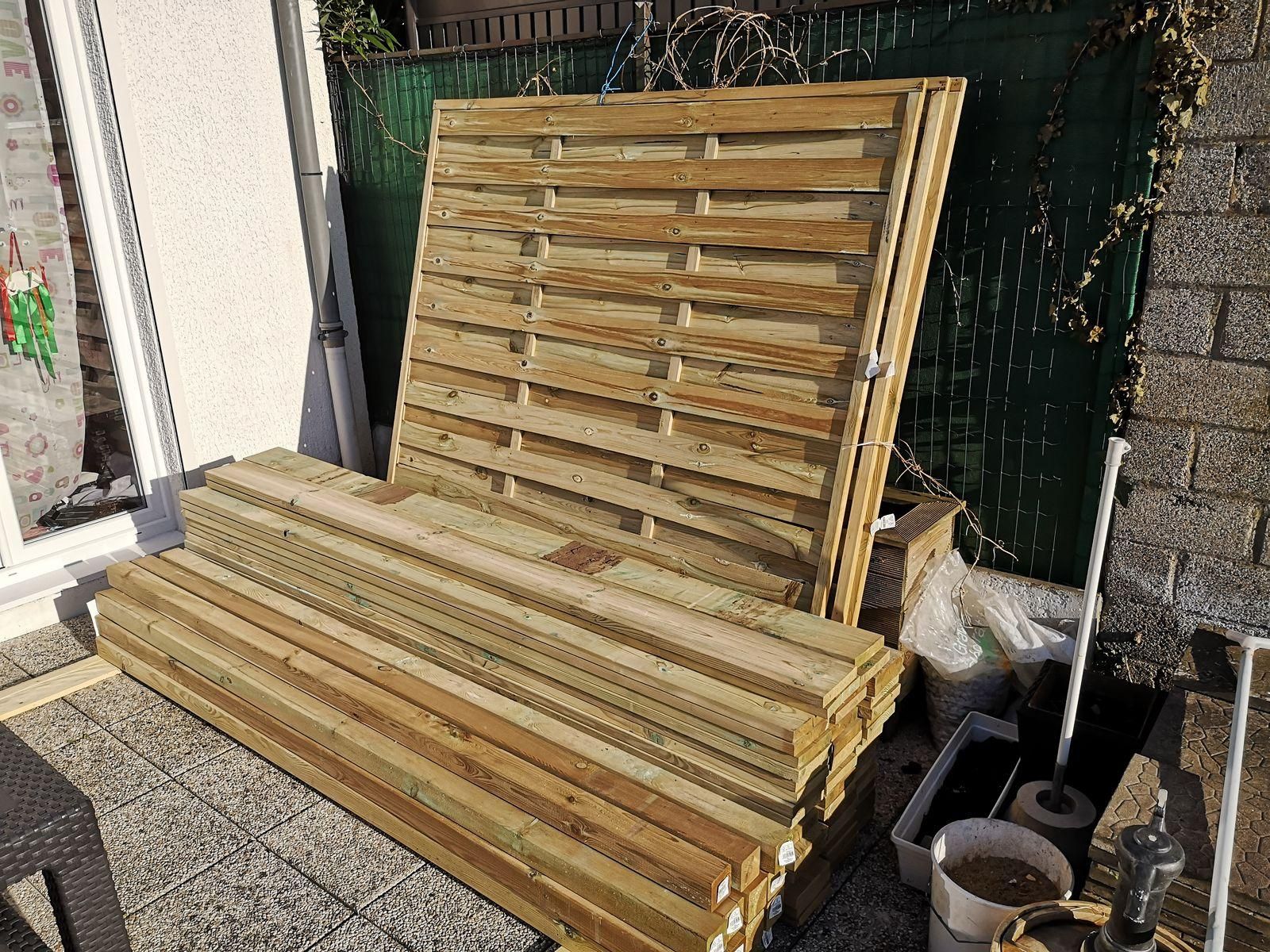 Make a Floating Deck for an Inflatable SPA, With a Motorized Cover ...